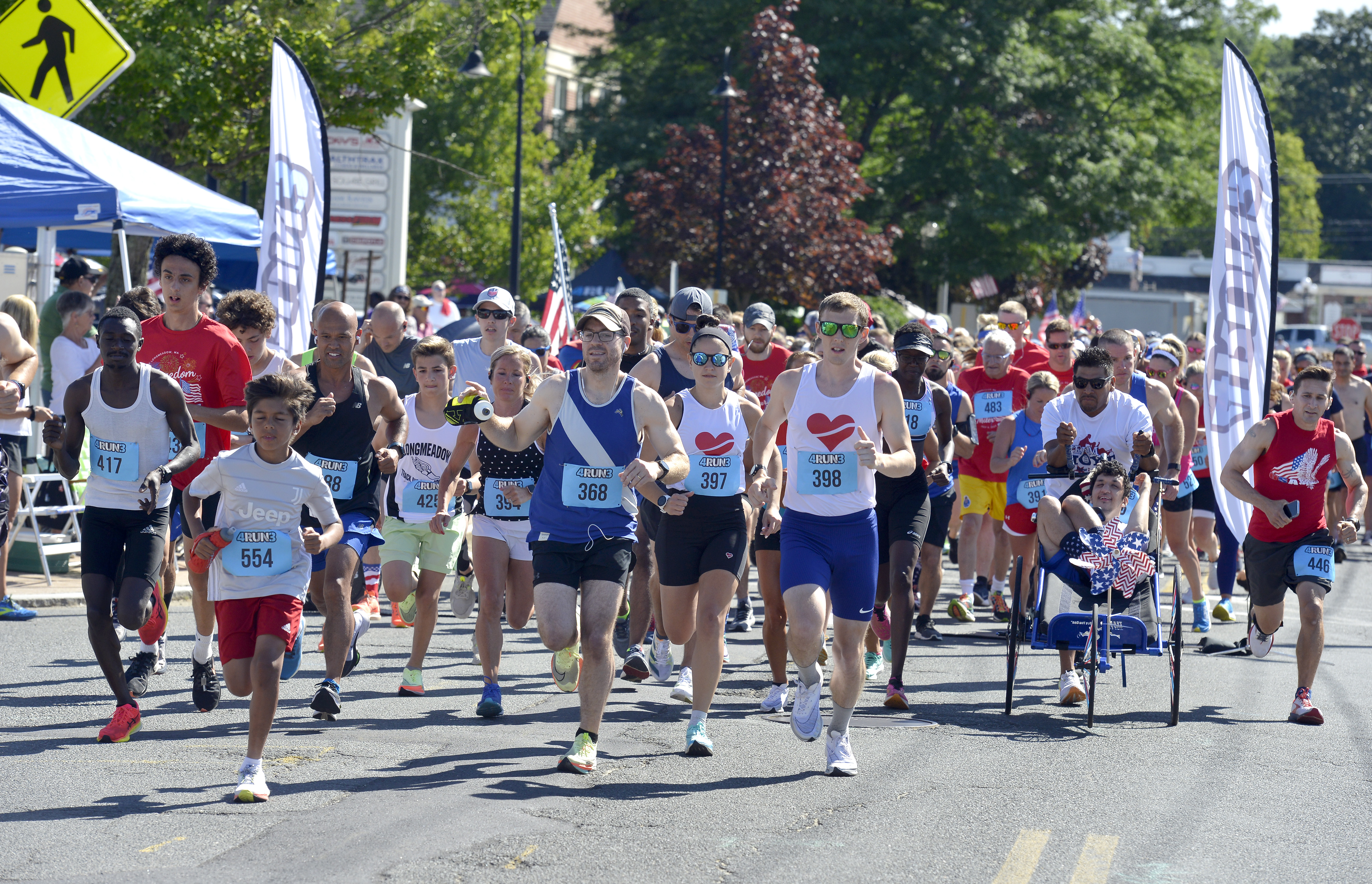 Thousands enjoy East Longmeadow July 4th parade - masslive.com