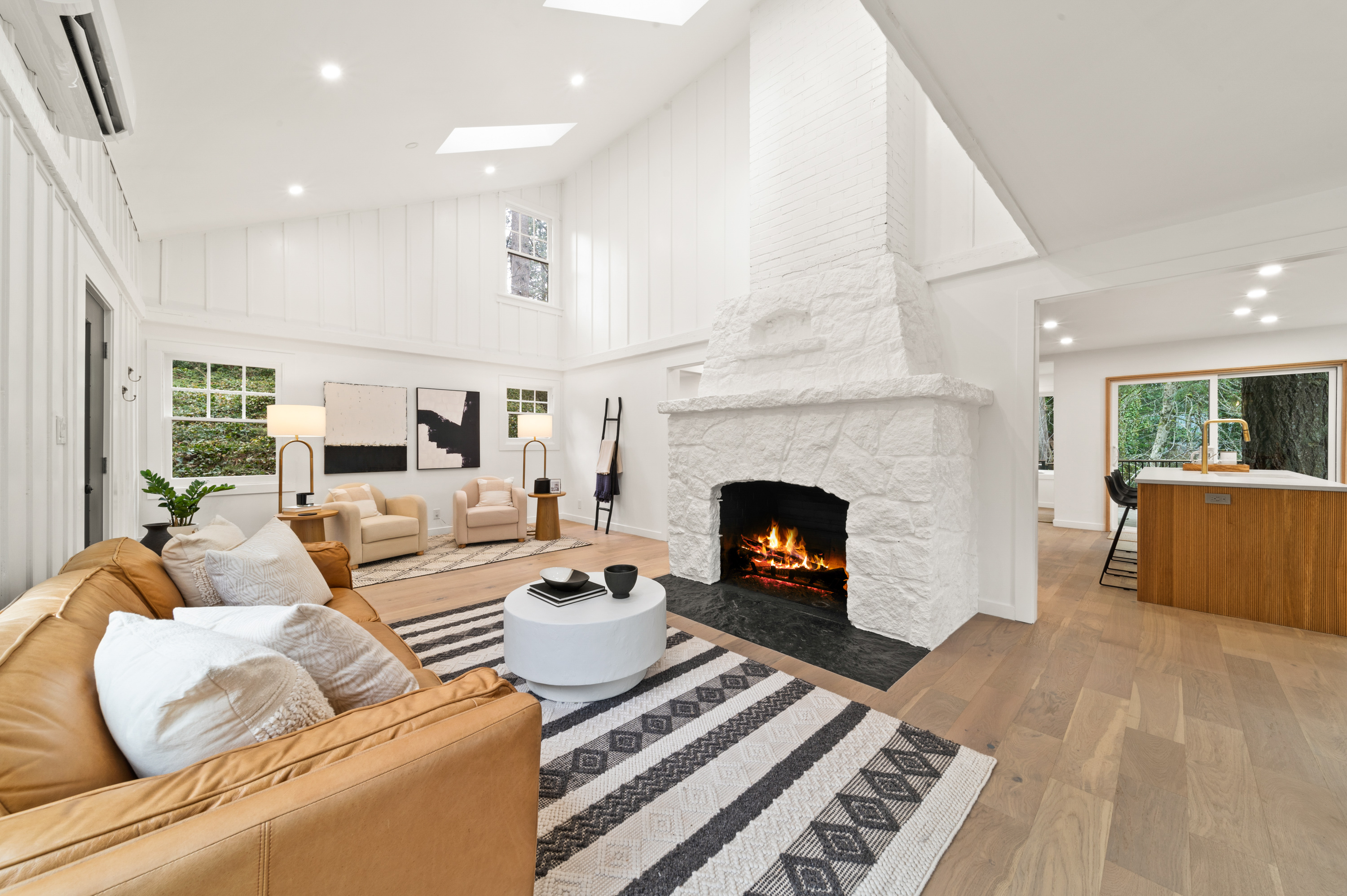 Pacific Northwest Modern home - oregonlive.com