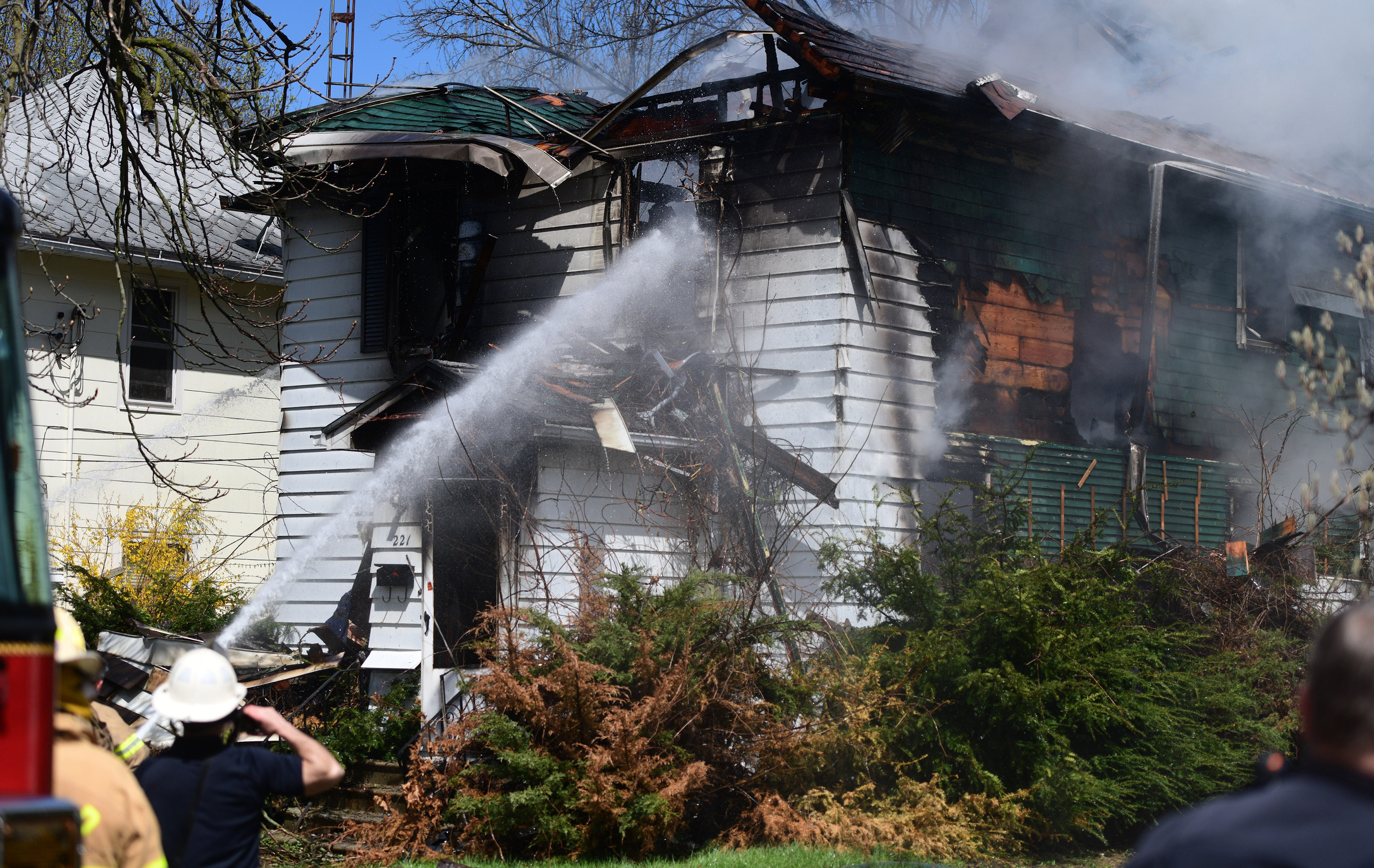 Fire on Grinnell Street in Jackson - mlive.com
