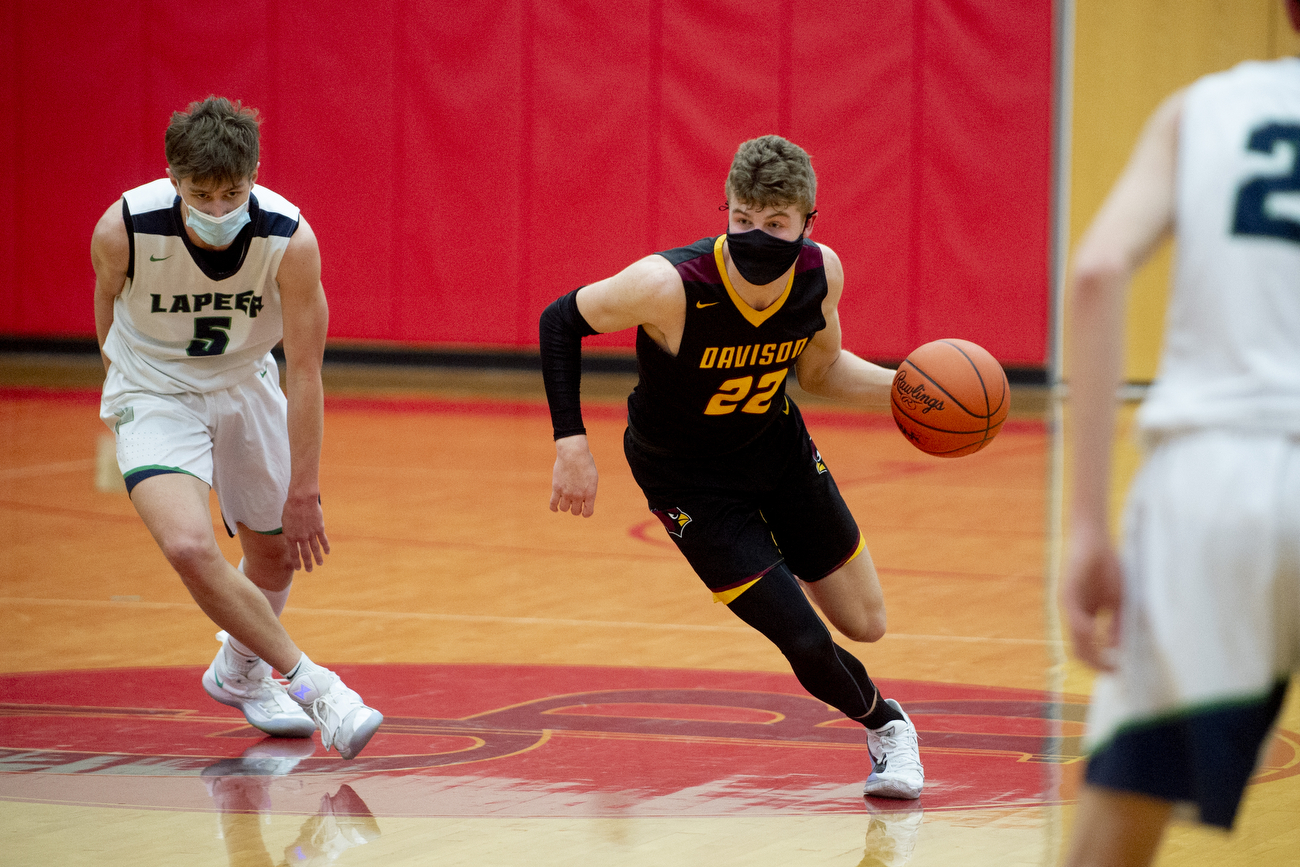 Davison defeats Lapeer in Division 1 district semifinal boys basketball ...