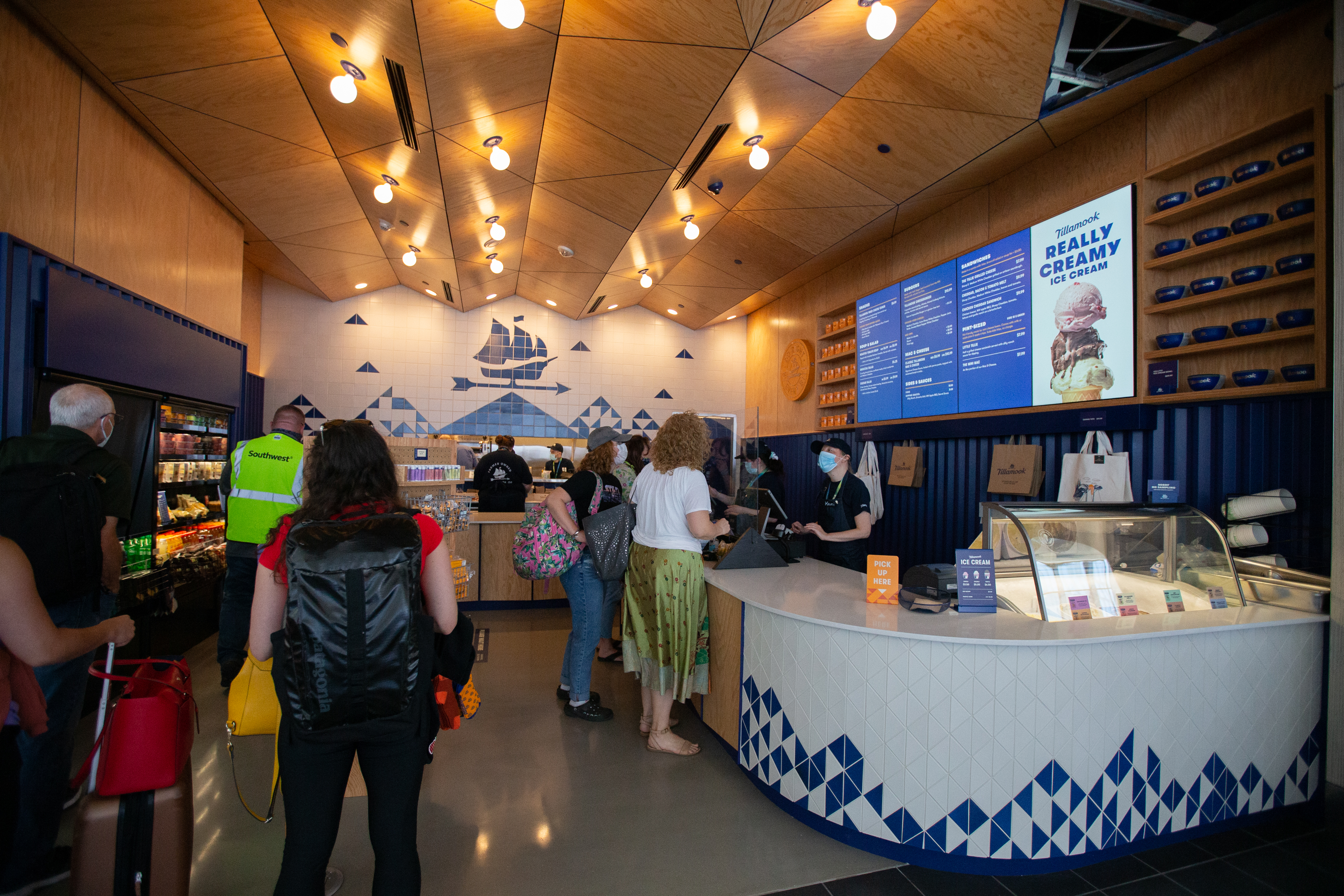 Concourse E Extension is open at Portland International Airport ...