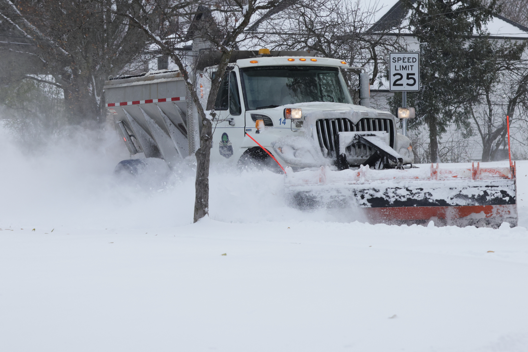 Snowfall in NE Ohio on Tuesday, November 28, 2023 - cleveland.com