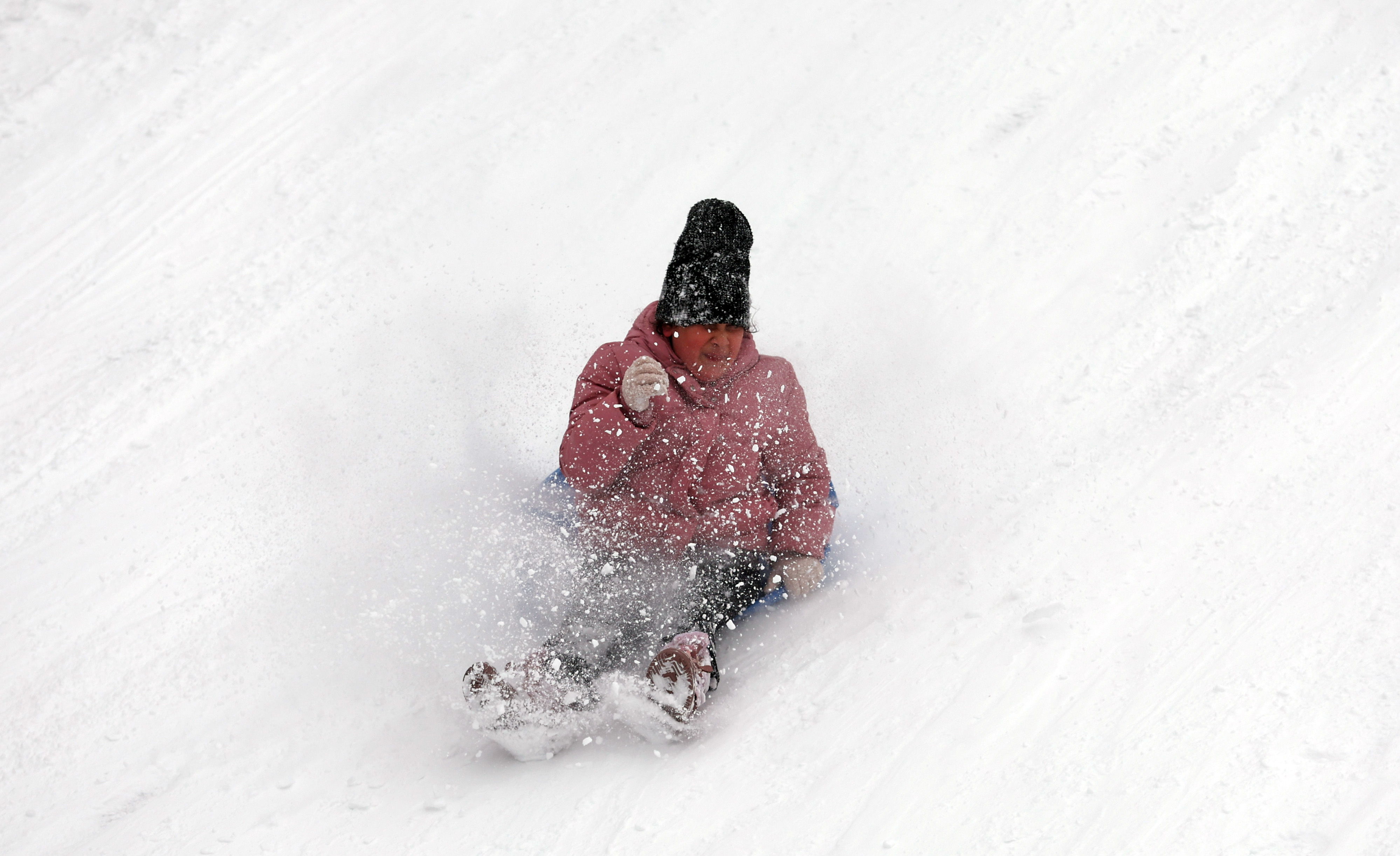 Winter storm drops heavy snow on Northeast Ohio, February 16, 2025 ...