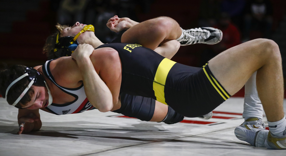 Easton wrestling hosts Freedom on Jan 12, 2022 - lehighvalleylive.com