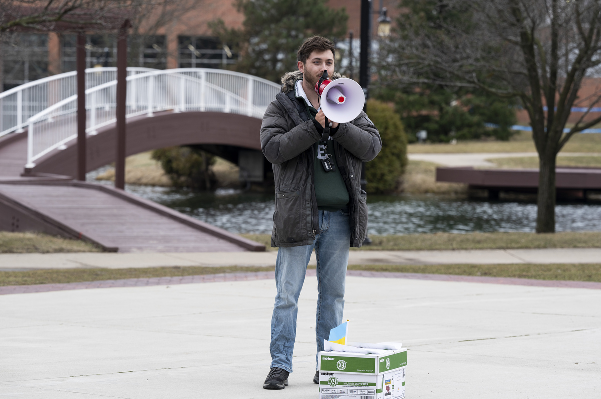 Students lead rally to support Ukraine at EMU - mlive.com
