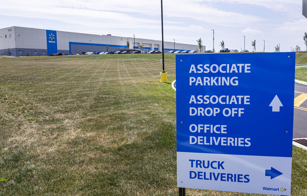 New 1.8 million square-foot Walmart distribution center in Franklin ...