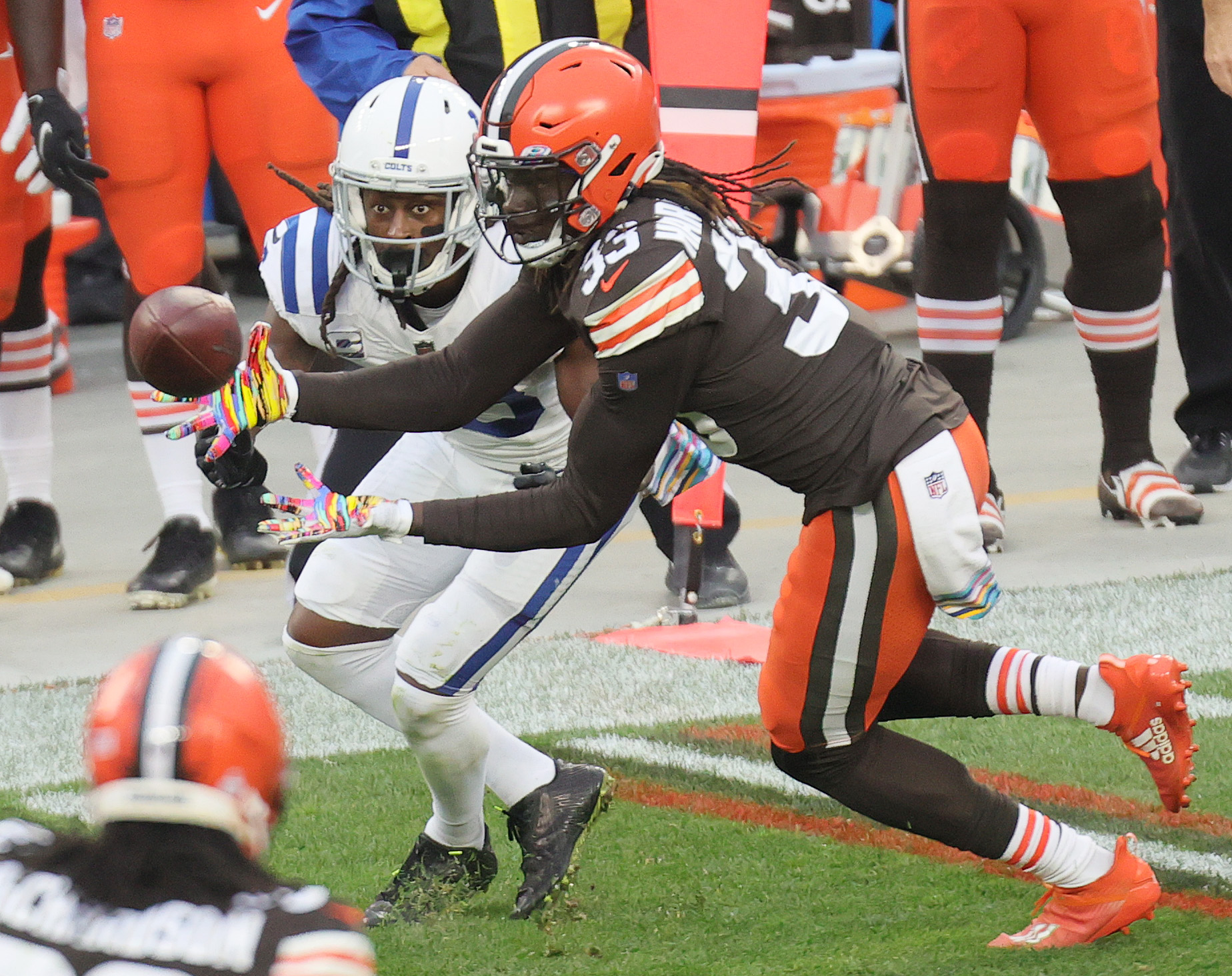 Cleveland Browns defensive backs Ronnie Harrison Jr. and Sheldrick ...