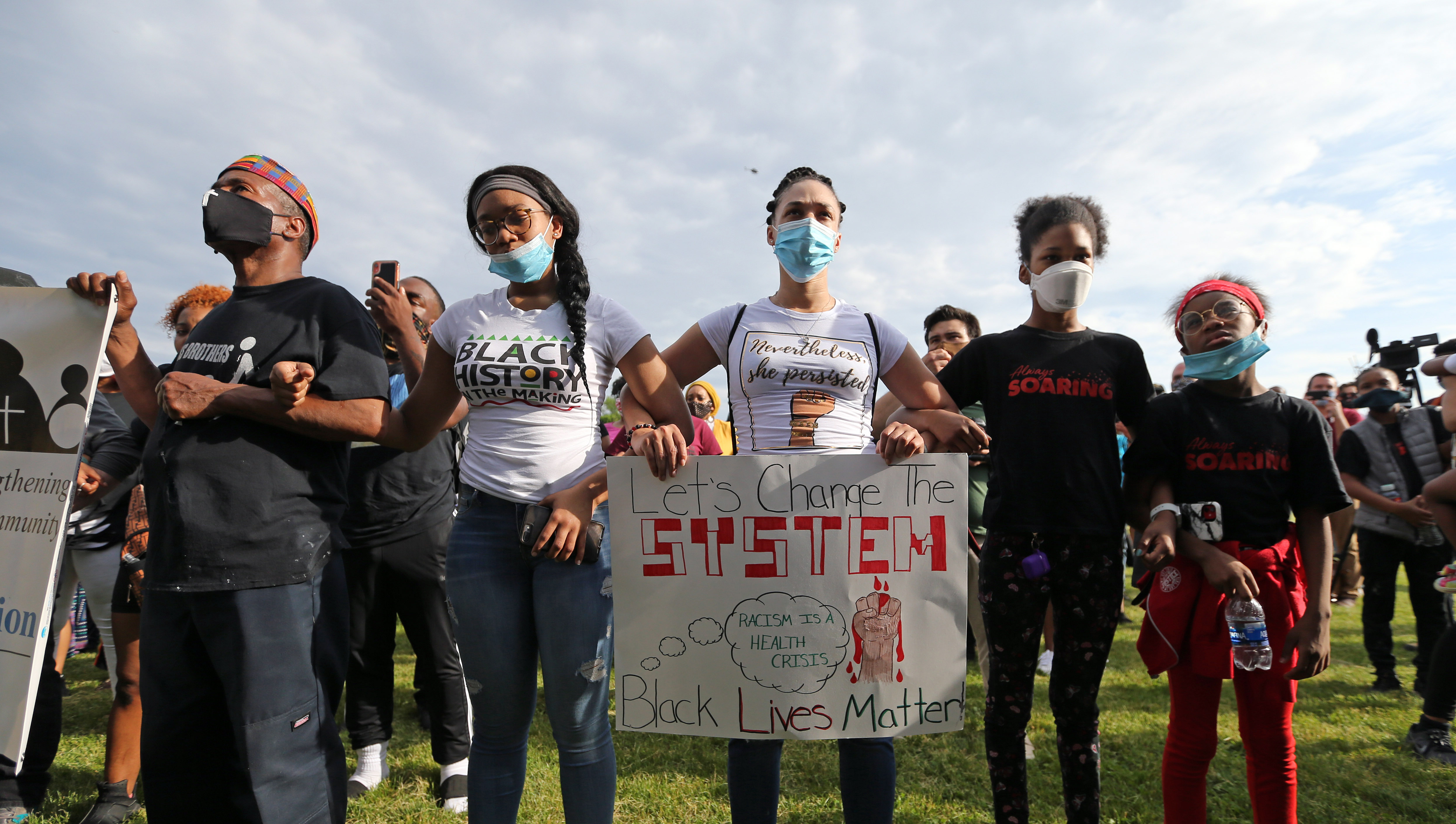Peaceful protestors march in the "Stand in Solidarity" march, June 4 ...