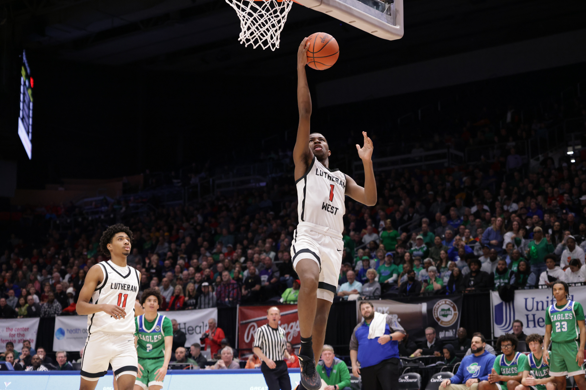 Dayton Chaminade Julienne vs. Rocky River Lutheran West, Div II ...