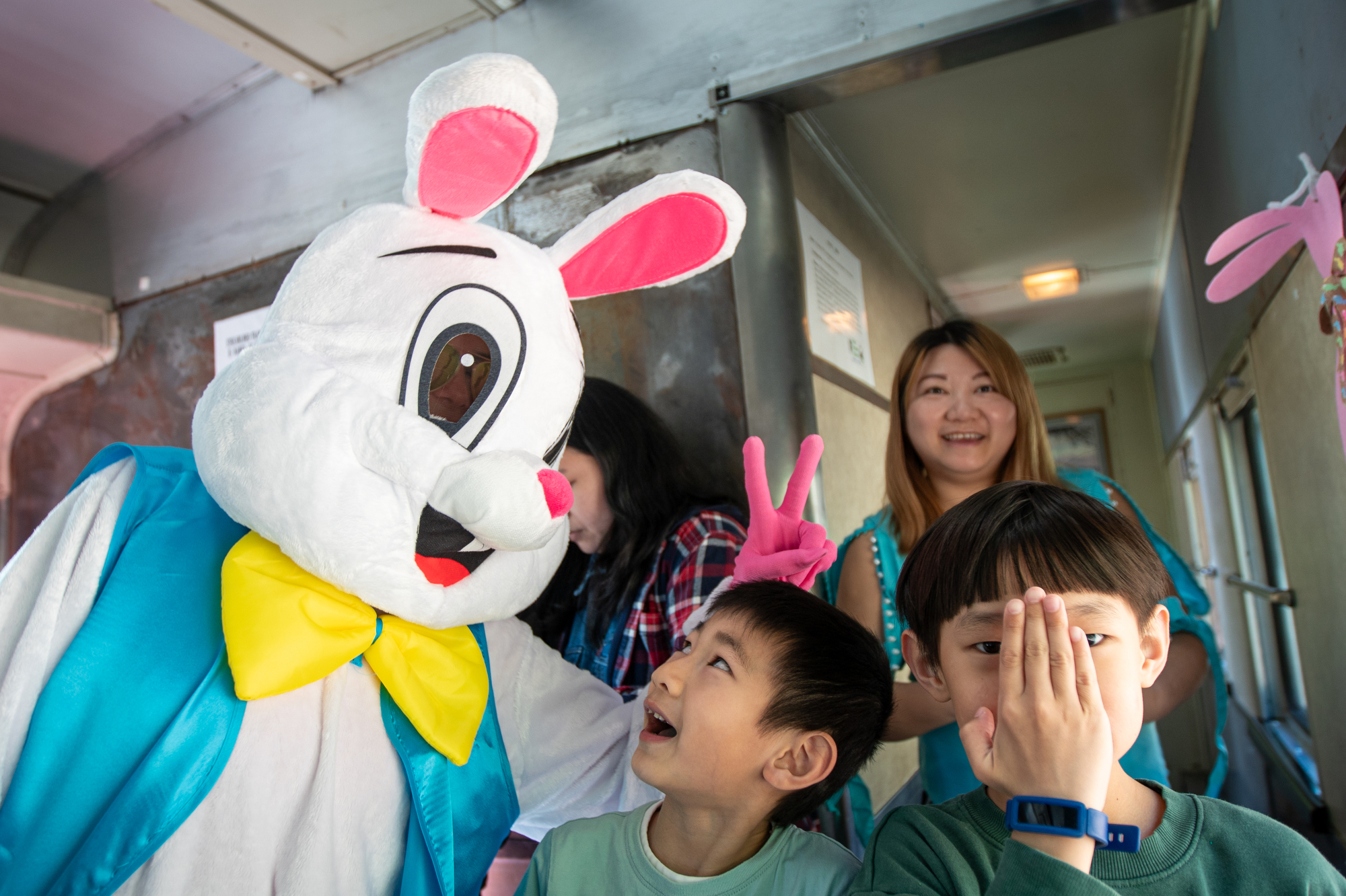 The Oregon Rail Heritage Center Easter Bunny Express train ride ...