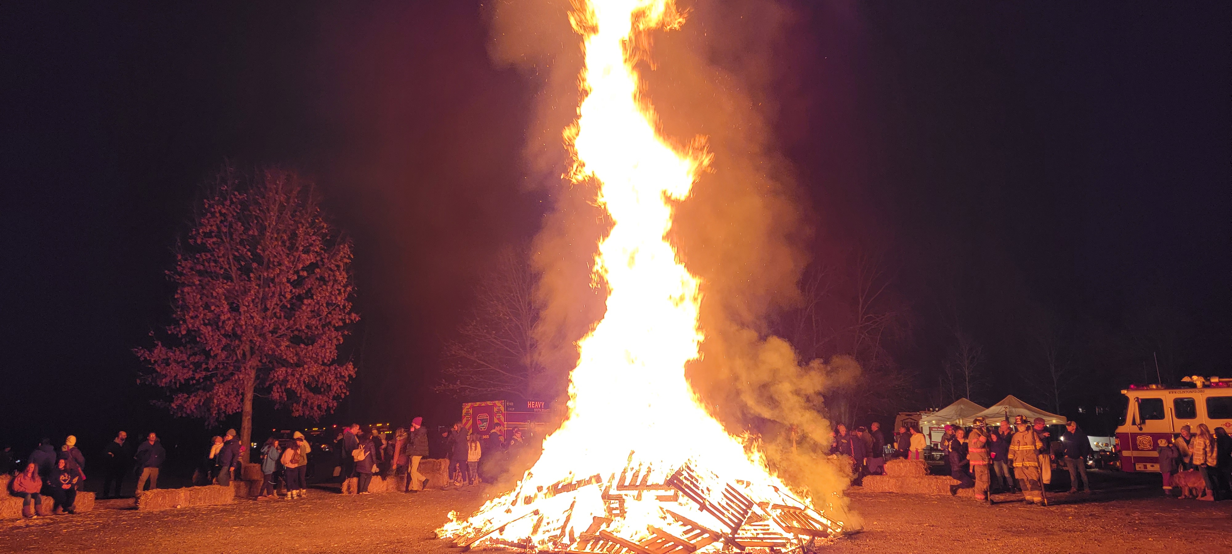 Clinton 14th Annual Yuletide Bonfire - nj.com