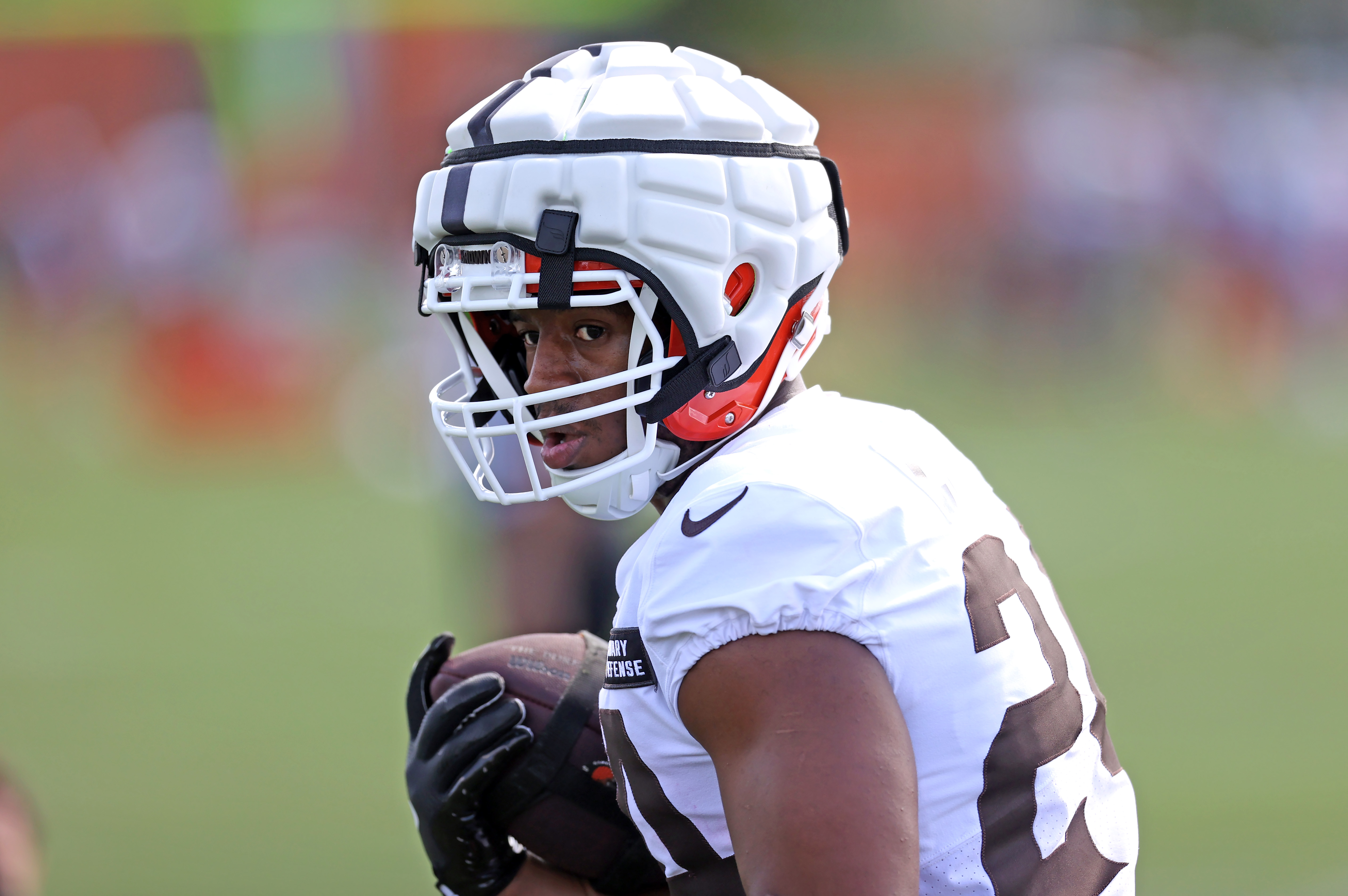 Cleveland Browns Nick Chubb returns to practice, October 2, 2024 ...