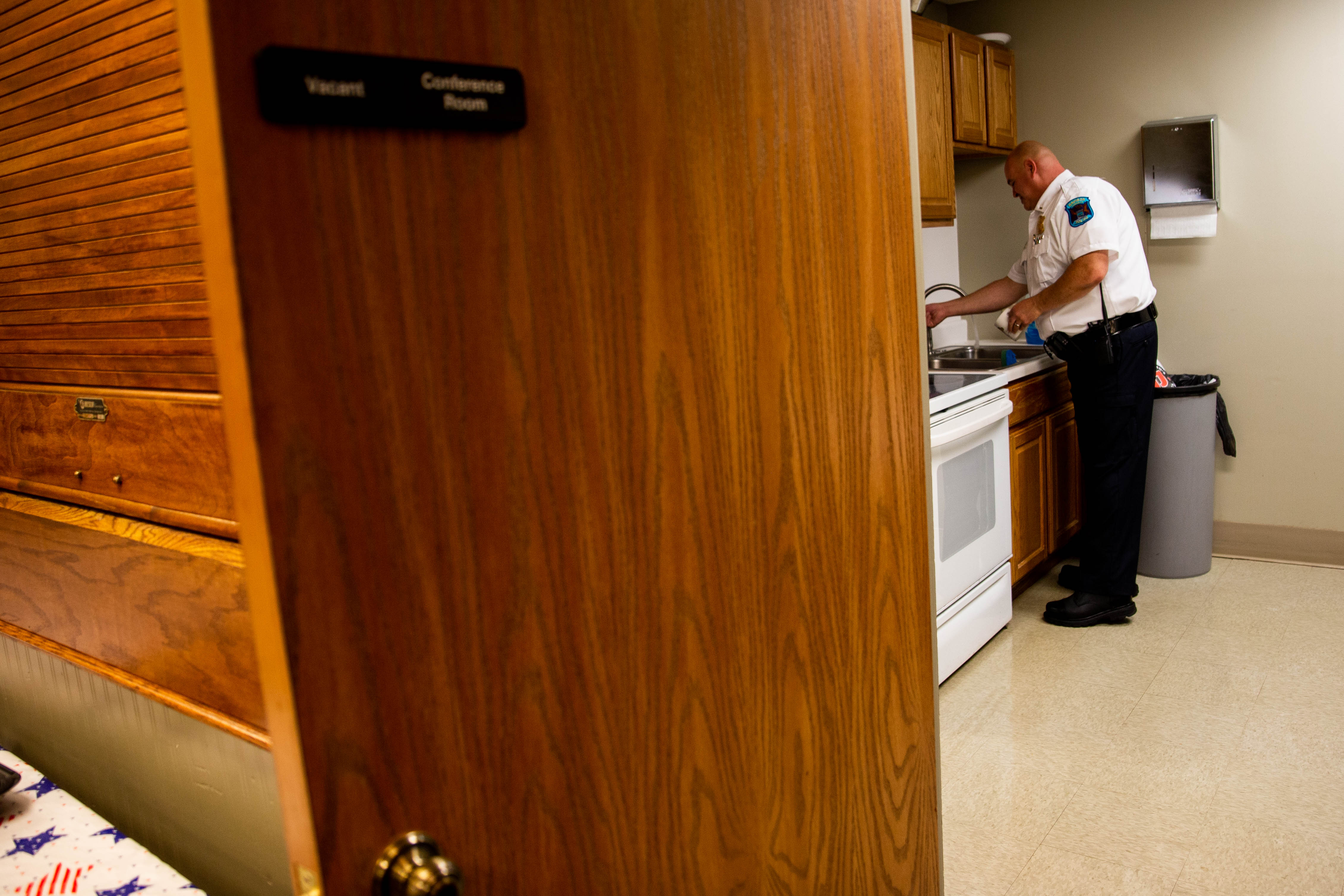 Davison Township inducts new chief of police during swearing-in ...