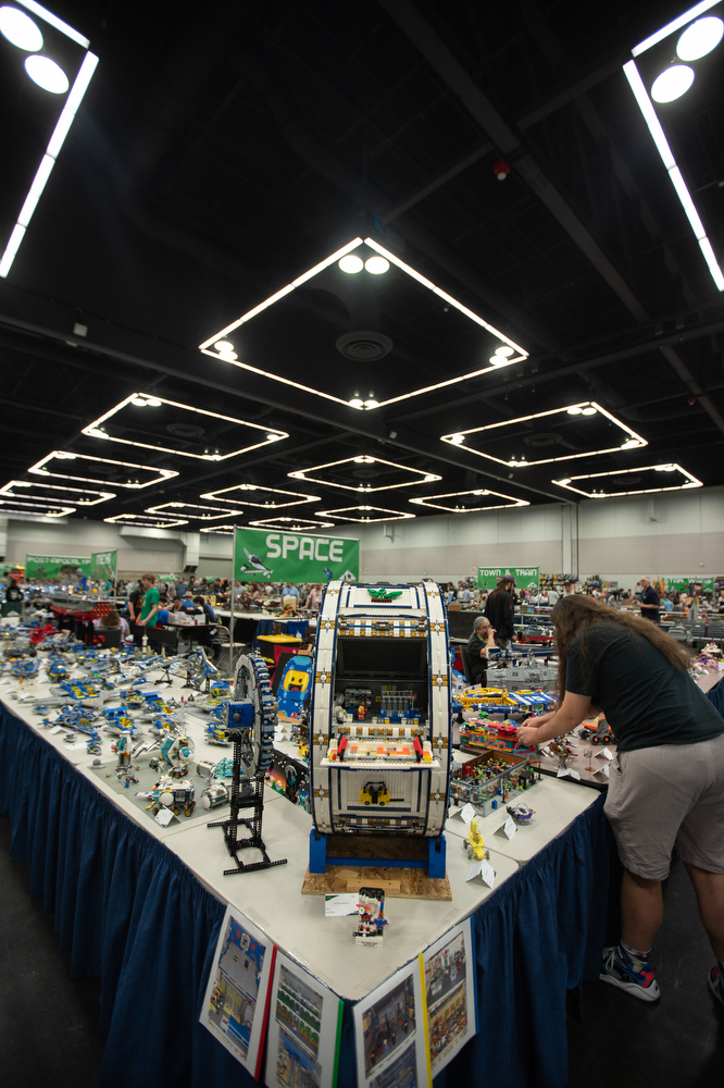 Bricks Cascade LEGO Fan Expo at the Oregon Convention Center May 13-14 ...