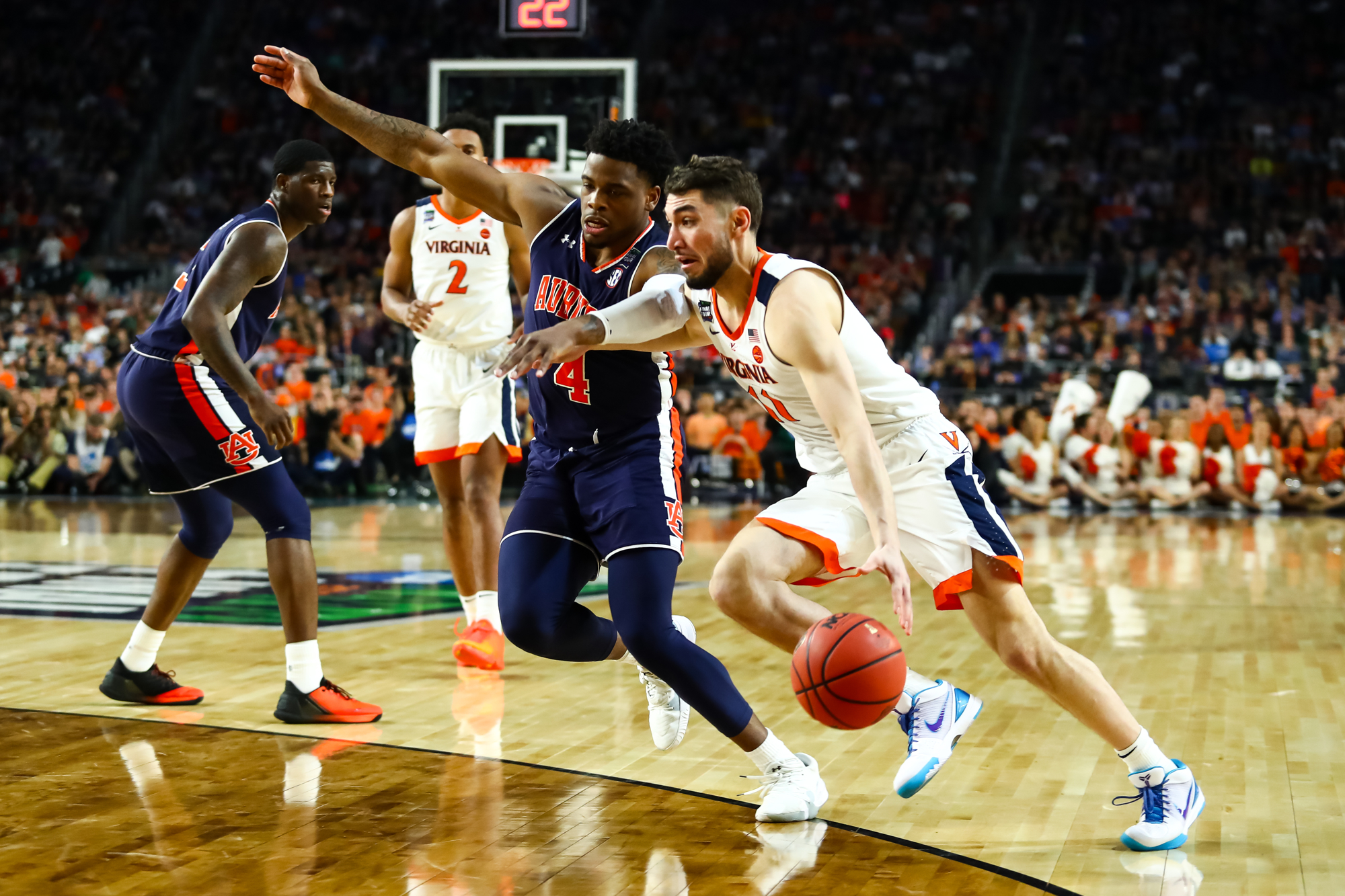 Virginia s Ty Jerome admits double dribble occurred al