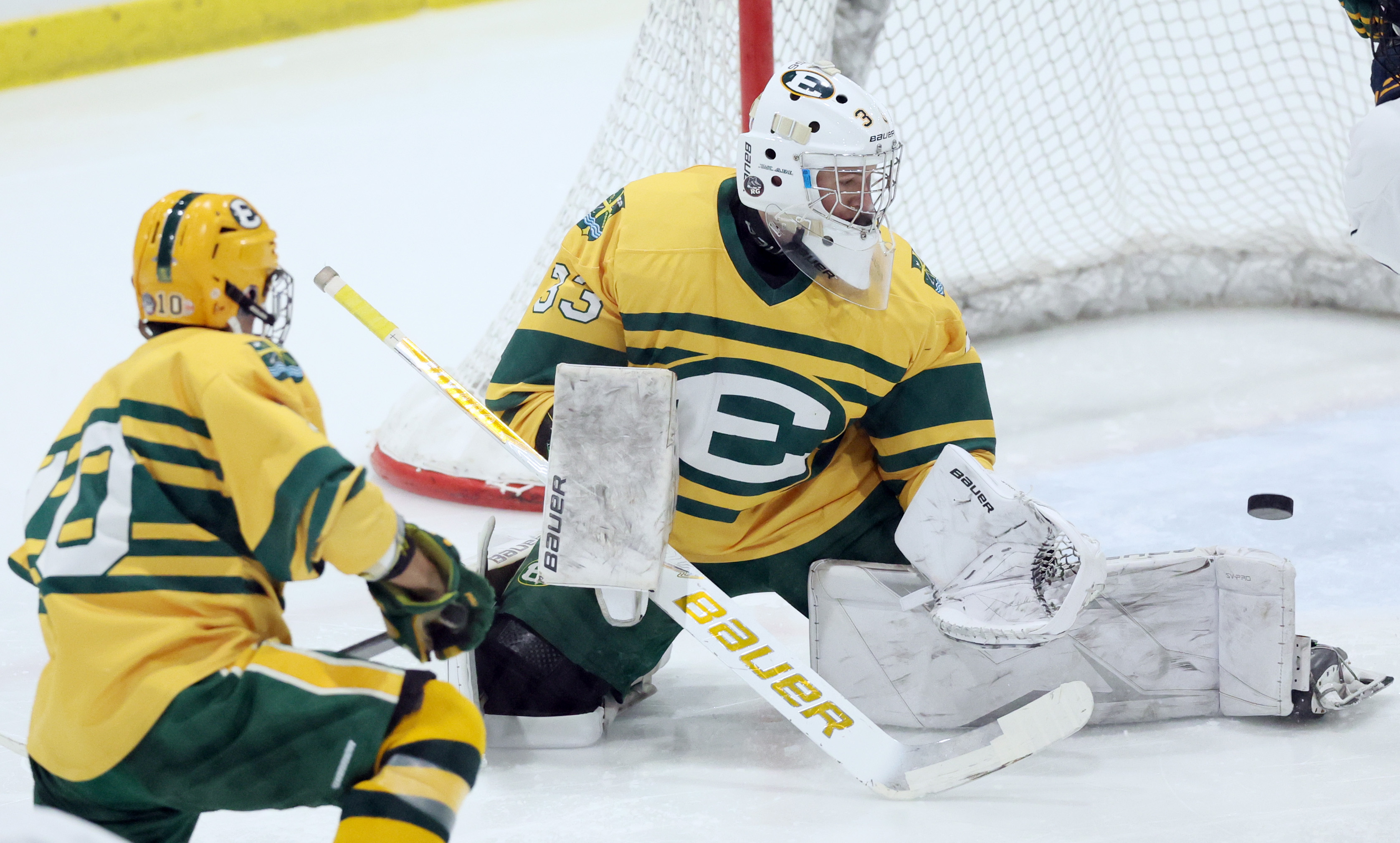 High school hockey: St. Edward vs. St. Ignatius, December 19, 2025 ...
