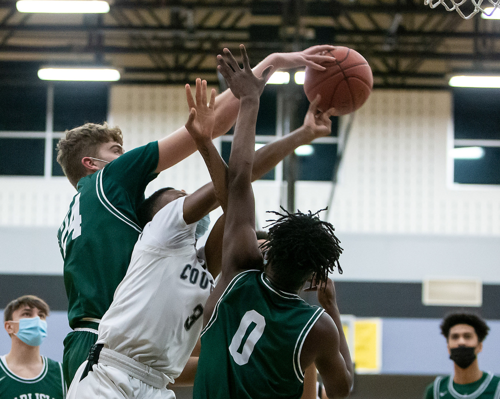 Harrisburg defeated Carlisle 75-64 in boys high school basketball ...
