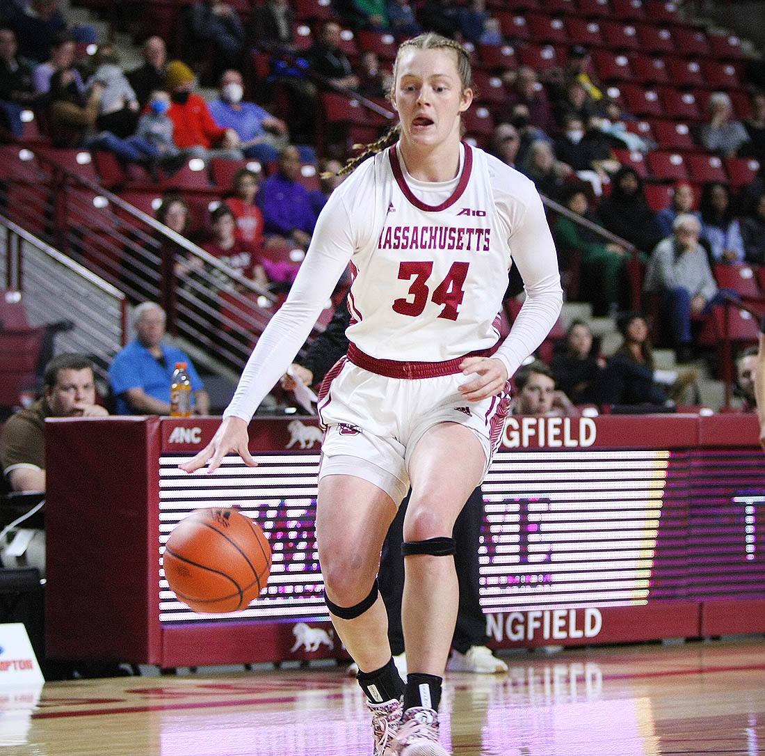 UMass Women's Basketball vs Saint Bonaventure 12/31/22 - masslive.com