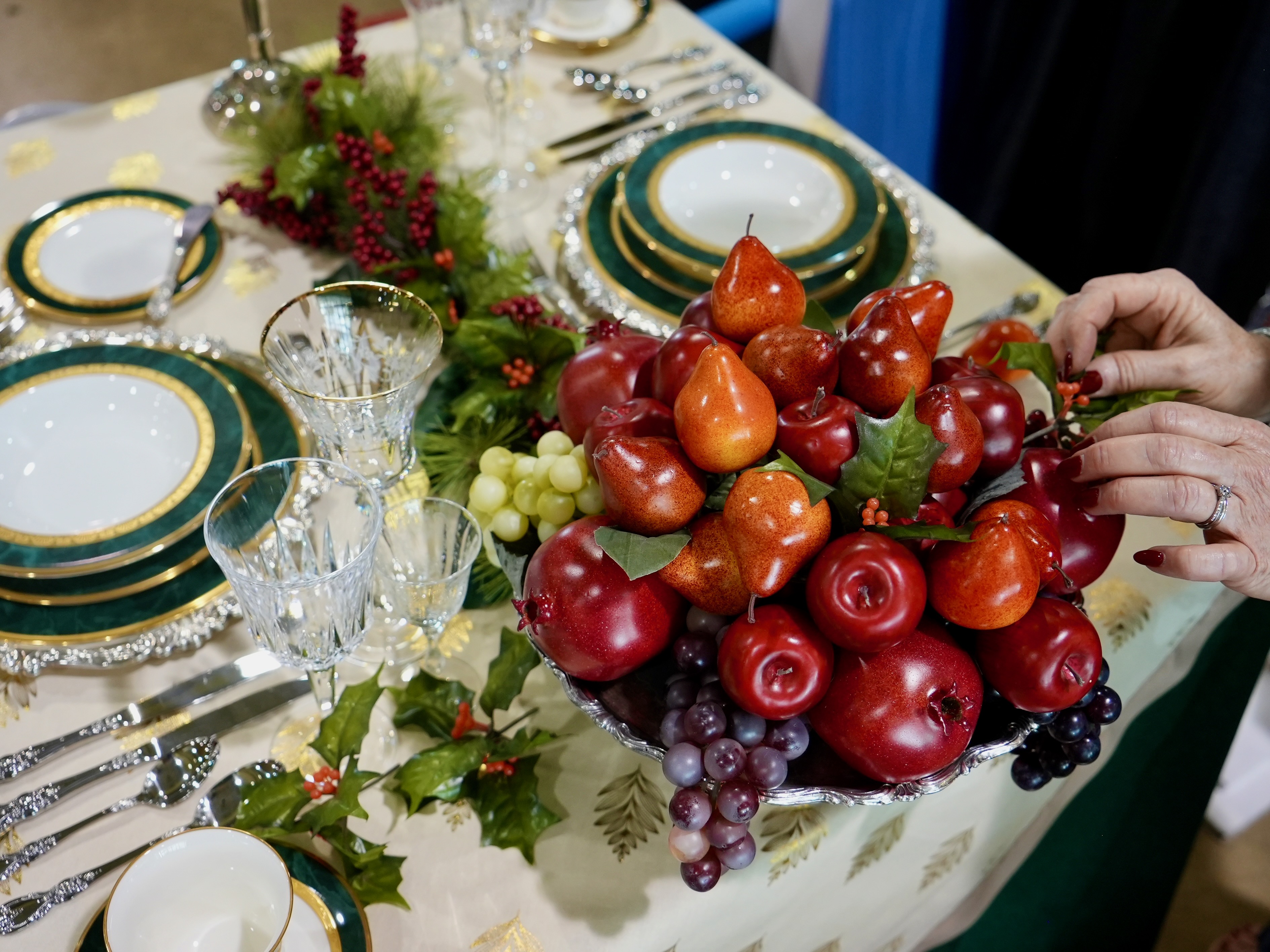 Competitive table setting at the Oregon State Fair - oregonlive.com