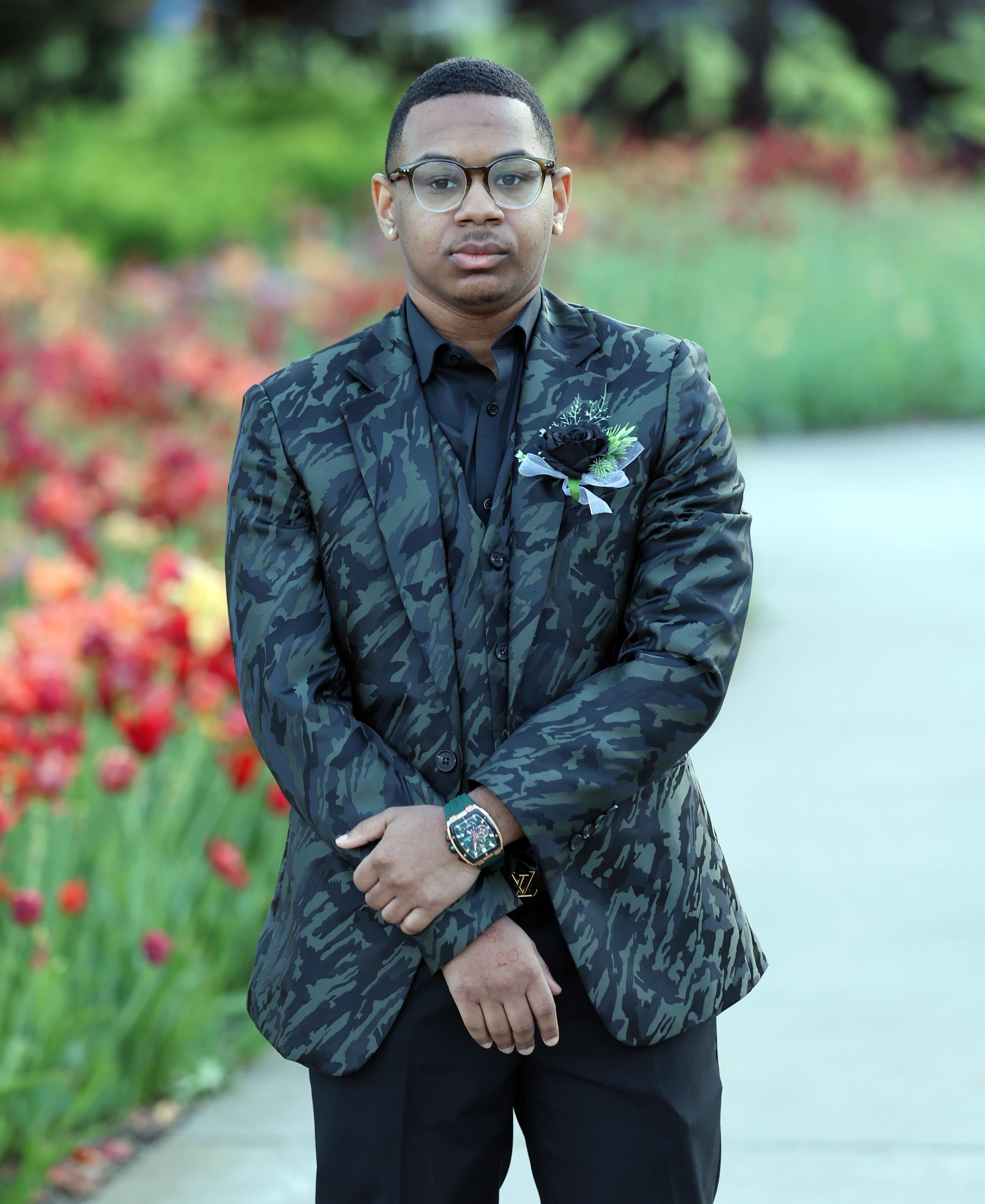 Euclid high school prom at the Cleveland Botanical Gardens, May 9, 2025 ...