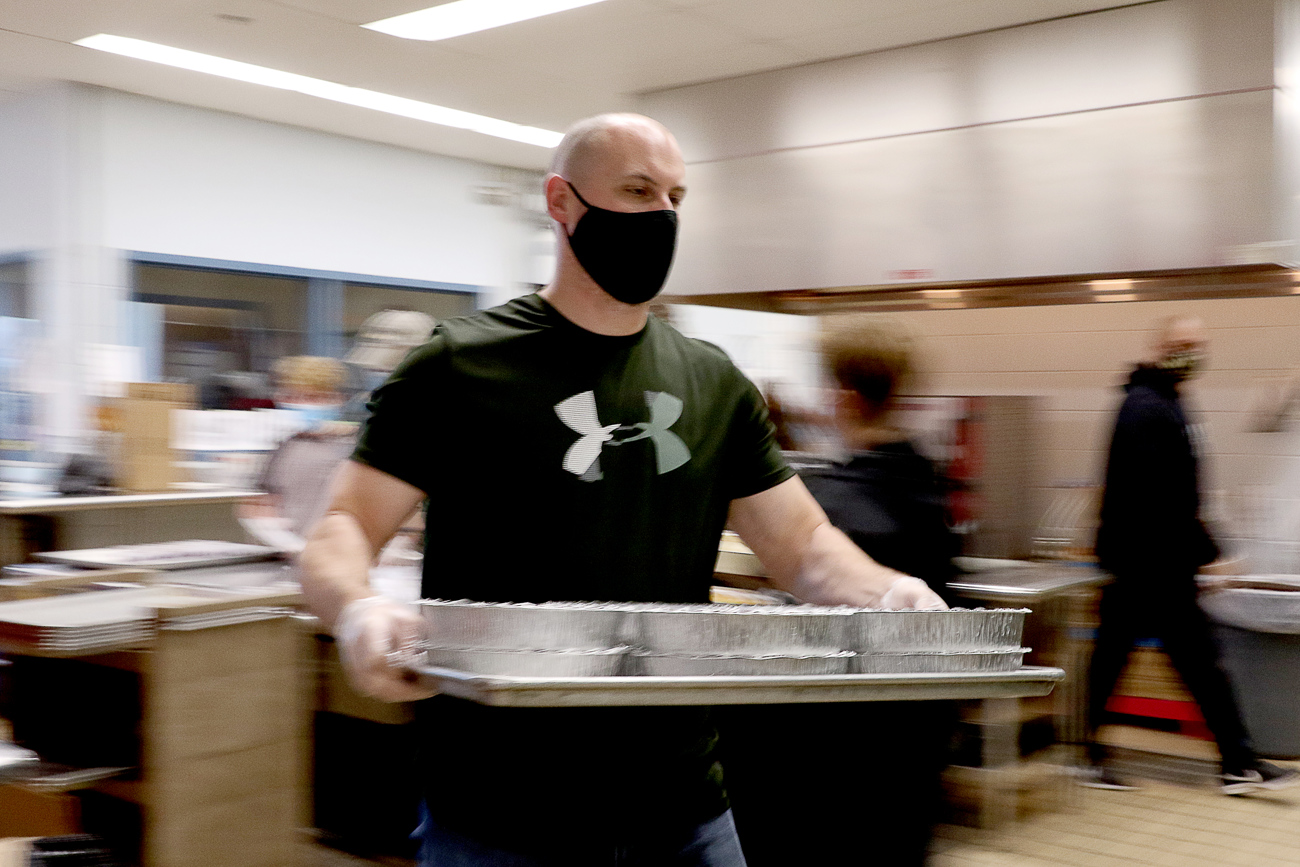Glassboro Police prepare and deliver Christmas dinners to seniors, Dec ...