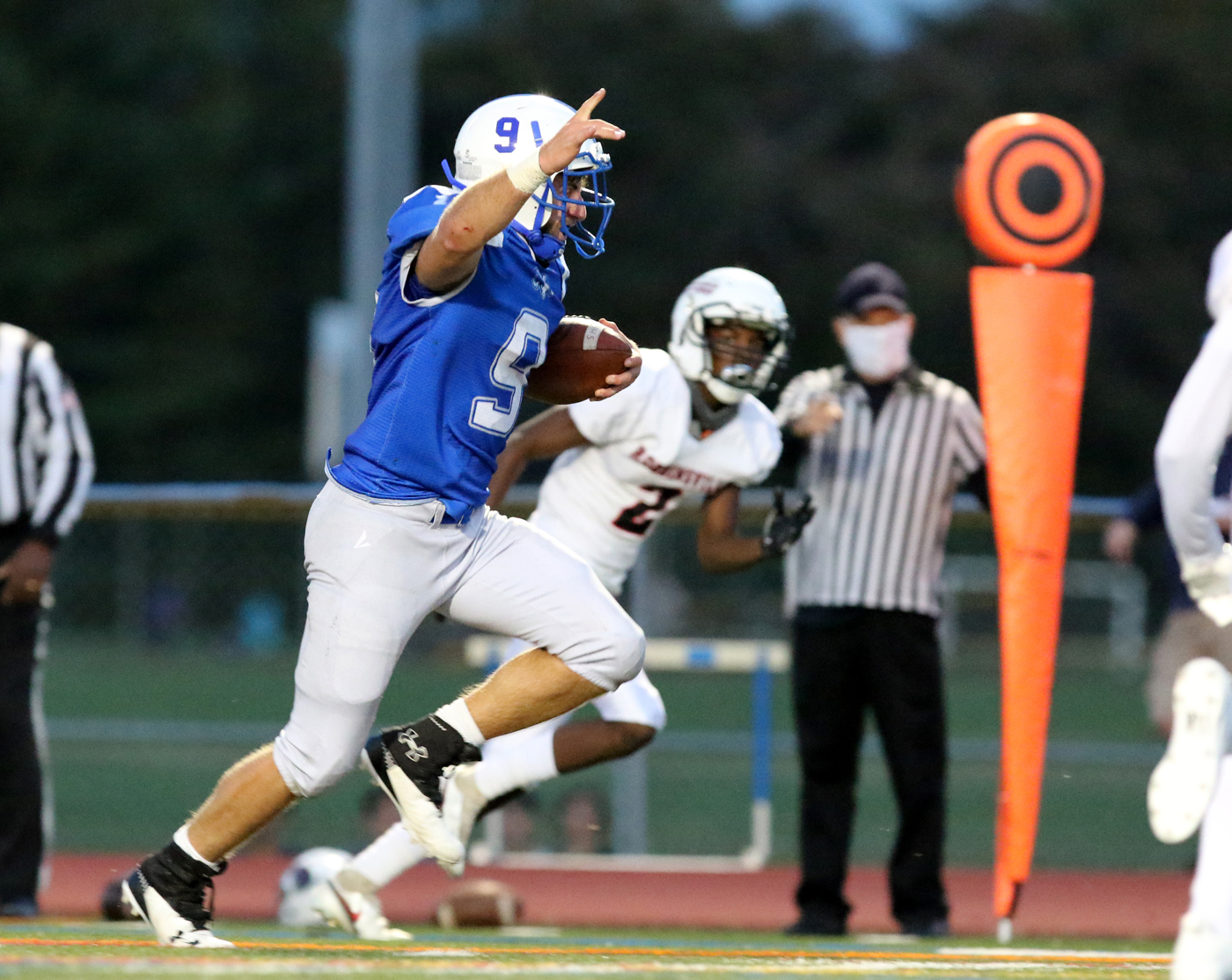 High School Football Robbinsville at Hightstown - nj.com