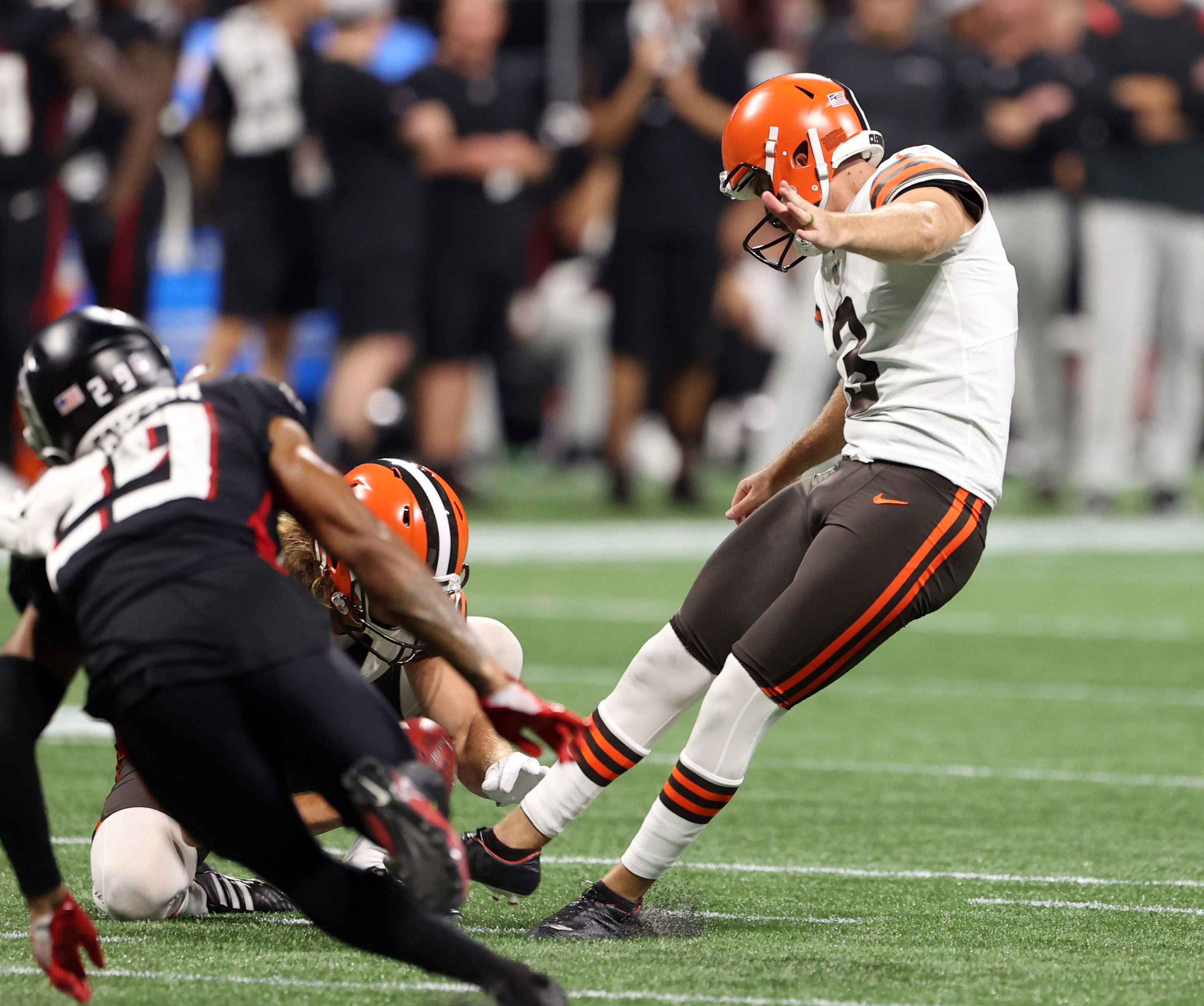 Cleveland Browns kicker Chase McLaughlin, 2021-2022 - cleveland.com