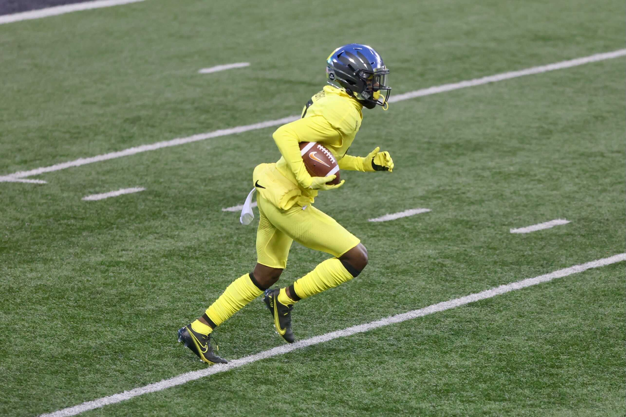 Oregon Ducks vs. Oregon State Beavers football: Nov. 27, 2020 ...