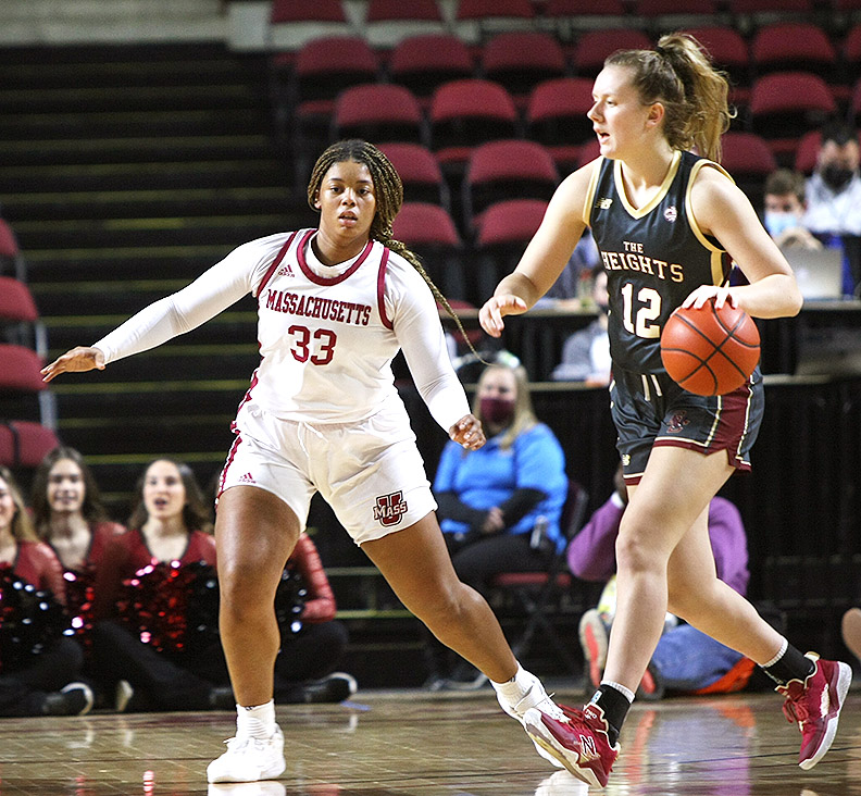 UMass Women's Basketball vs Boston College 12/8/21 - masslive.com