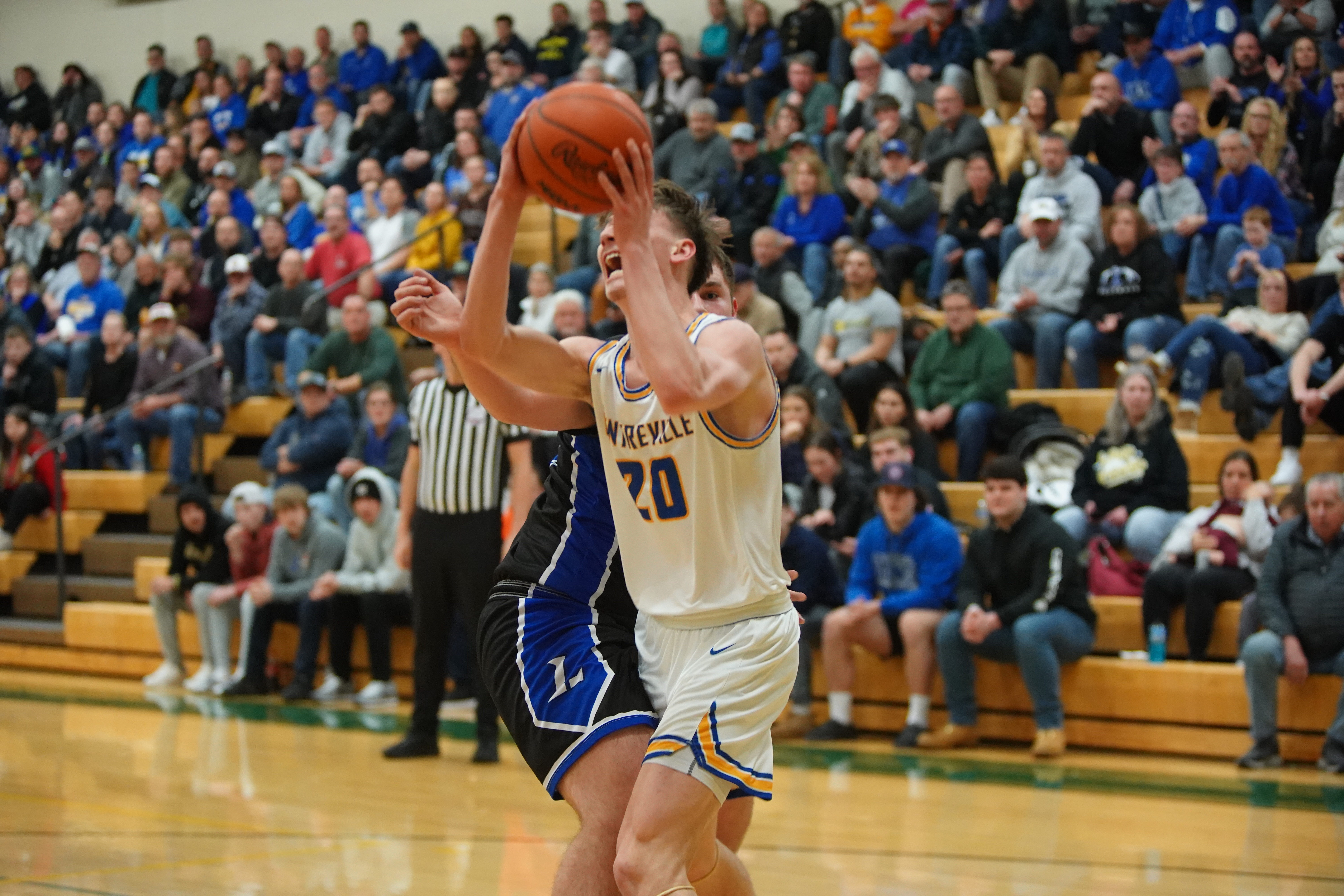 Centerville defeats Lawton, 55-40 - mlive.com