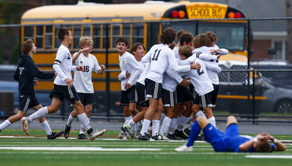 2021 Colonial League boys soccer championship: Southern Lehigh vs ...