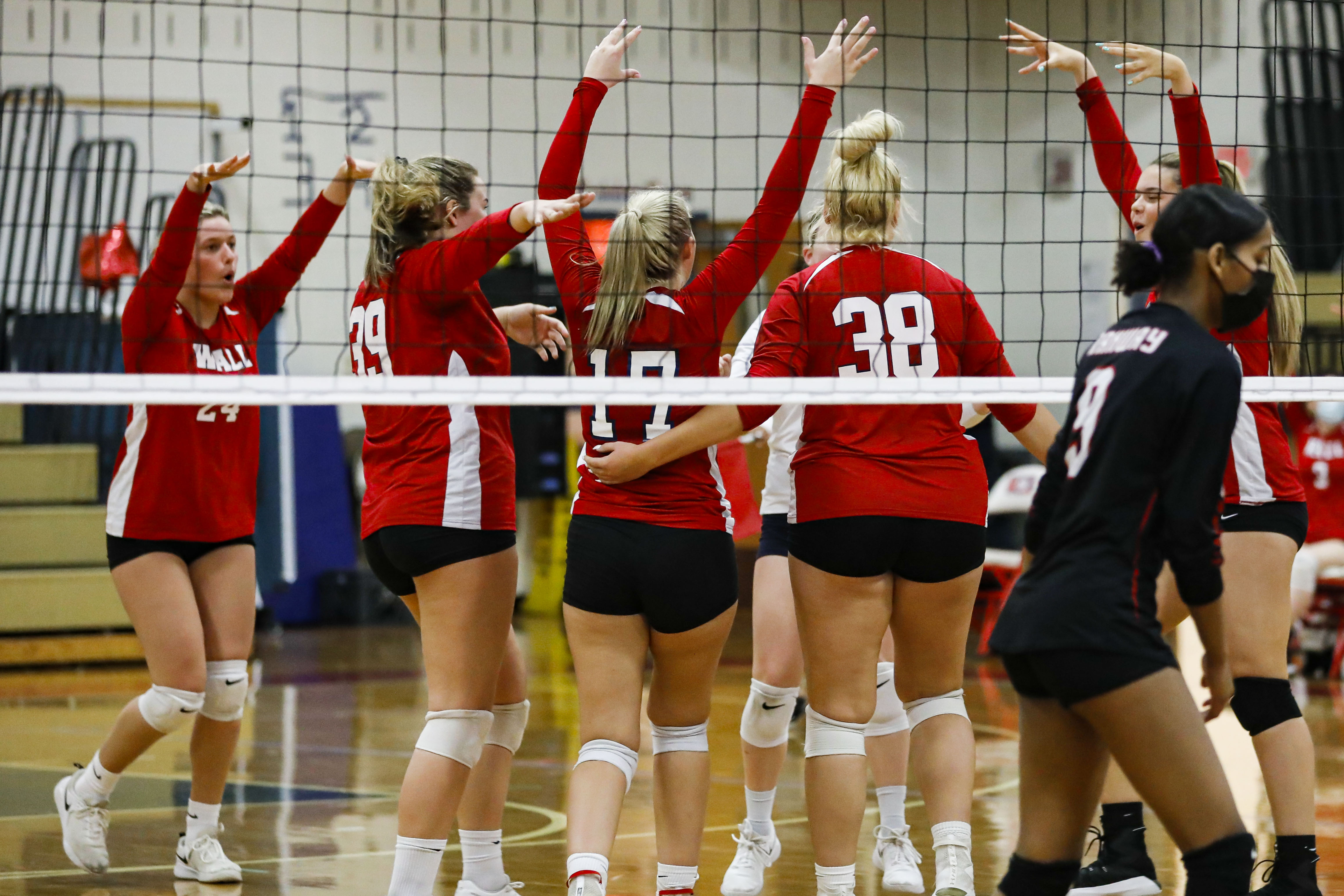 Girls Volleyball: Wall vs. Rahway in Central, Group 2 quarterfinal on ...