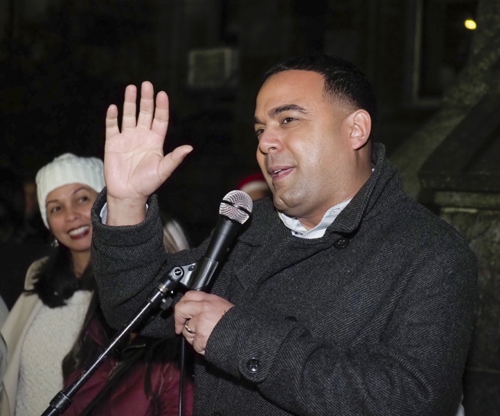 Holyoke Parade of Lights and tree lighting ceremony at Holyoke City ...