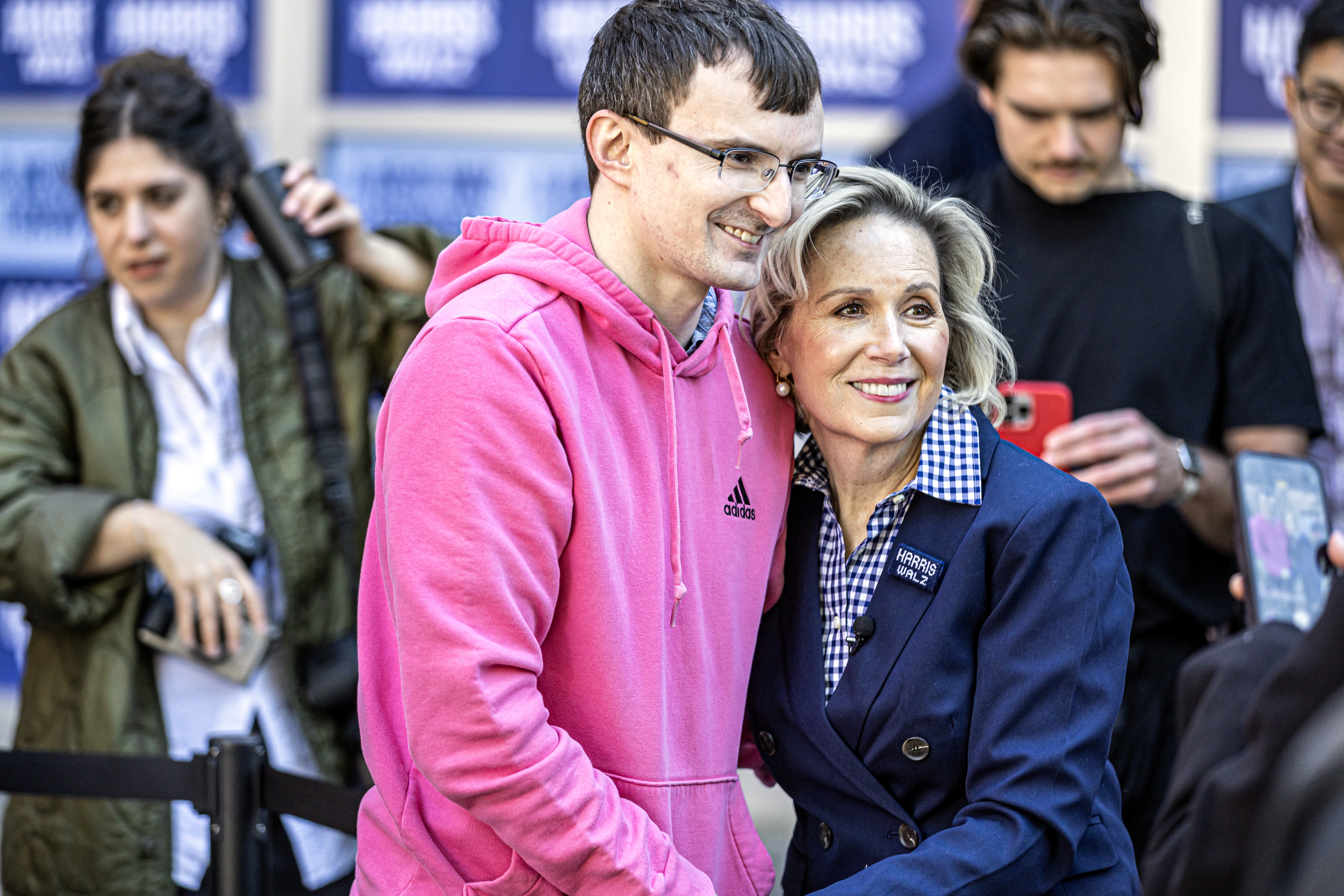 Minnesota First Lady Gwen Walz on campaign tour for Harris-Walz ...