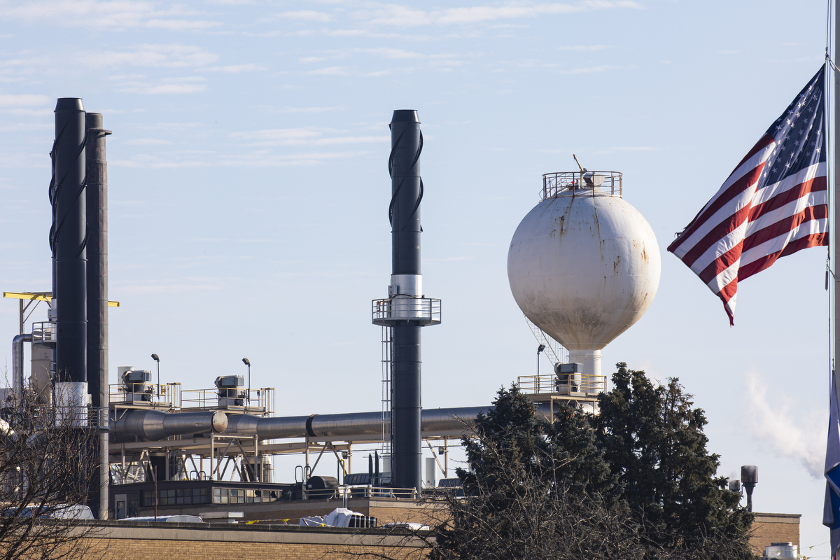 Trucks carrying COVID-19 vaccine depart Pfizer plant in Portage ...