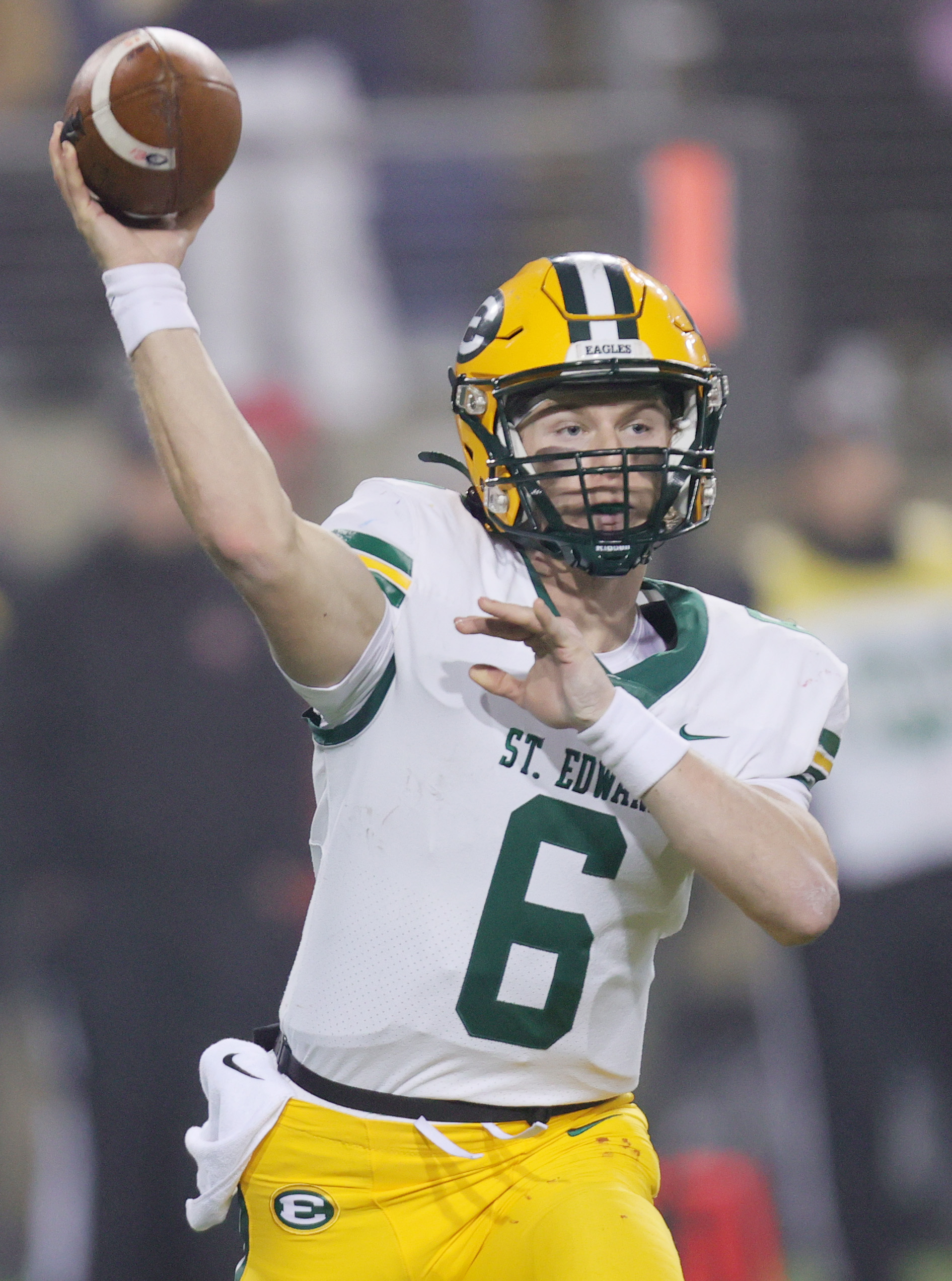 High school football D1 Championship: St. Edward vs. Springfield ...