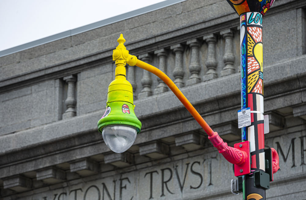 Verizon 5G cell pole artwork unveiled - pennlive.com