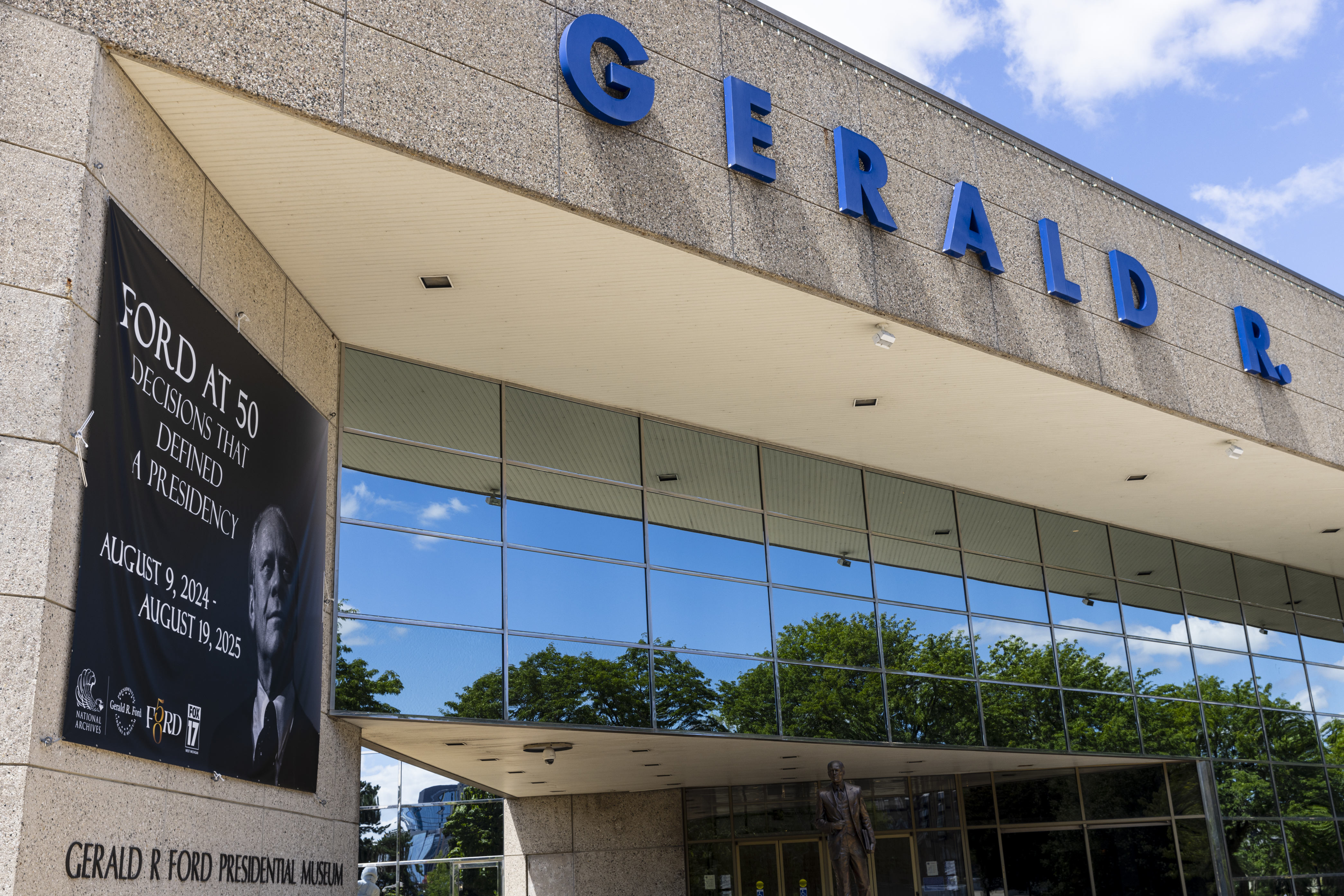 Exhibit celebrates President Ford's 50th anniversary of taking office ...