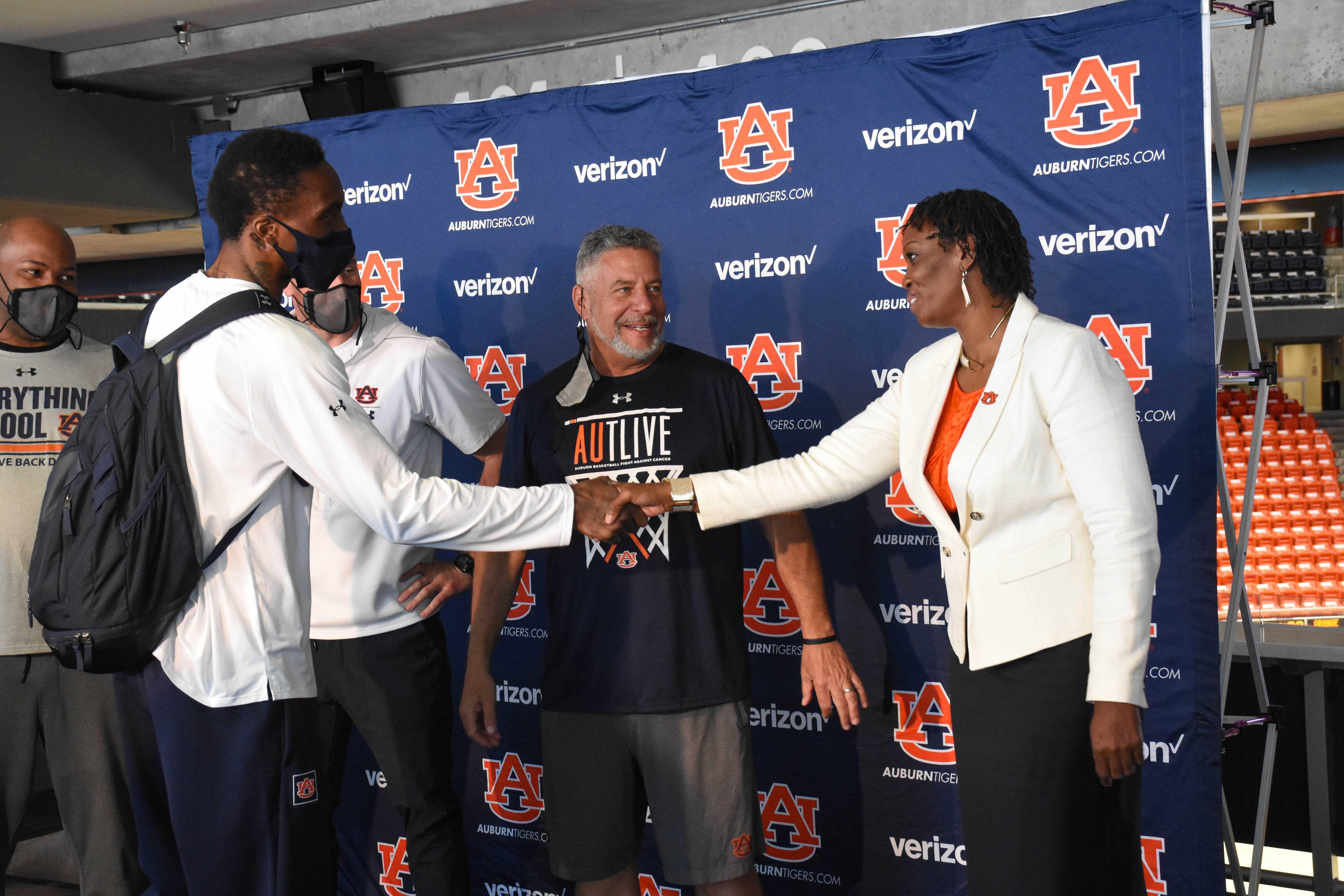 Johnnie Harris introductory press conference - al.com