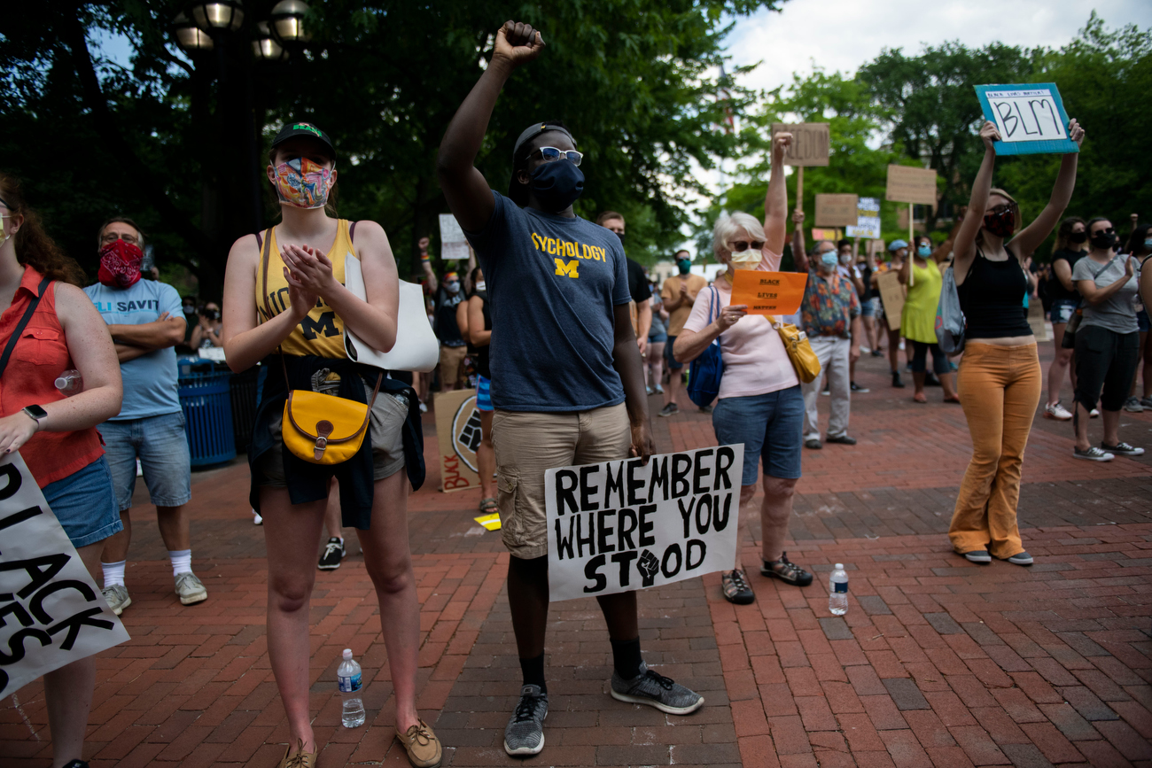 Protest in support of Black Lives Matter ends in dance to celebrate ...