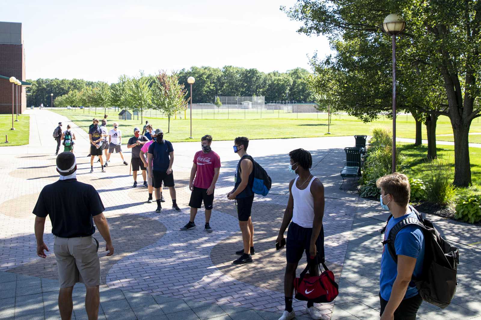 Reeths-Puffer football sports face masks during 2020 practice - mlive.com