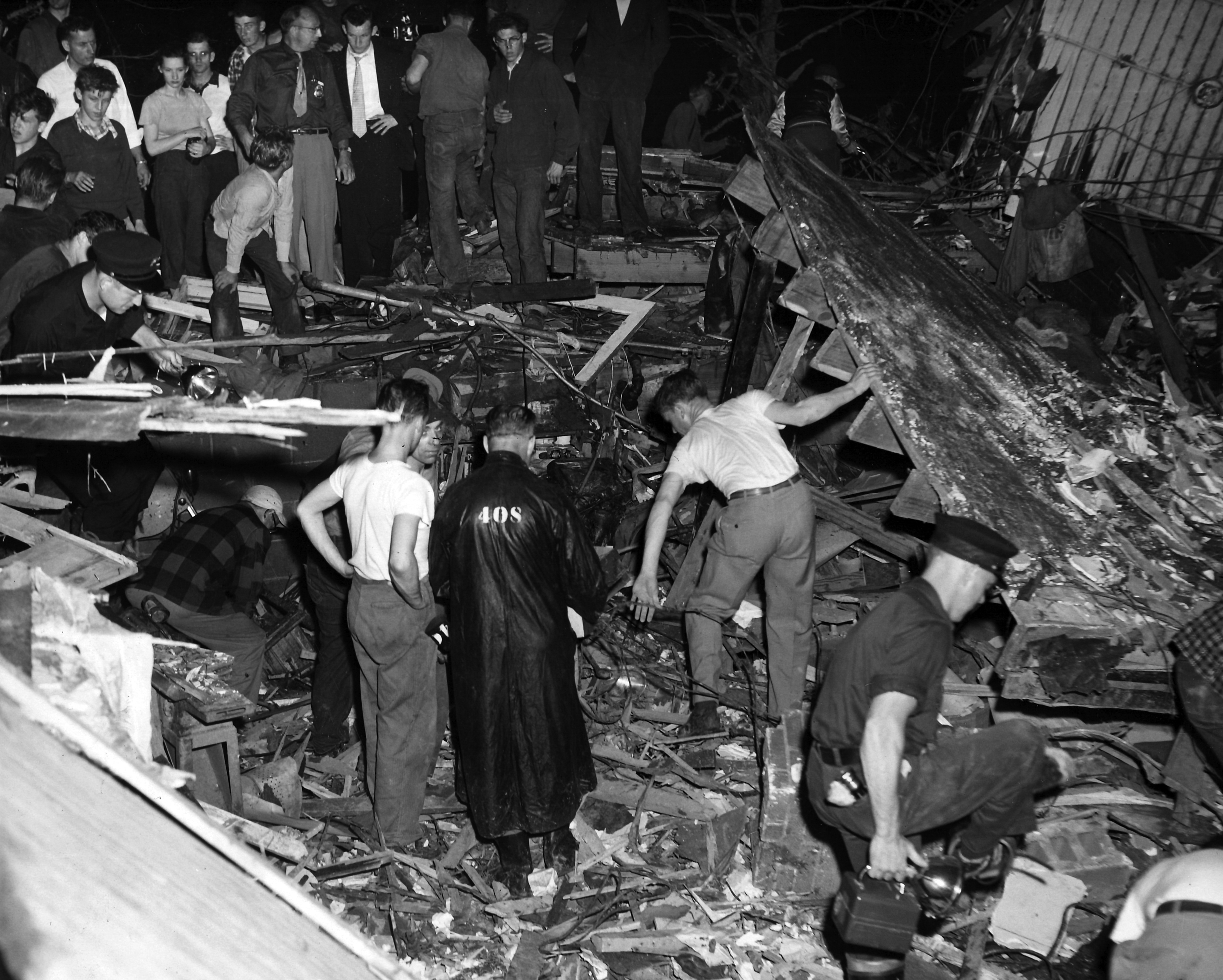 Michigan’s deadliest tornado touched down 70 years ago near Flint ...