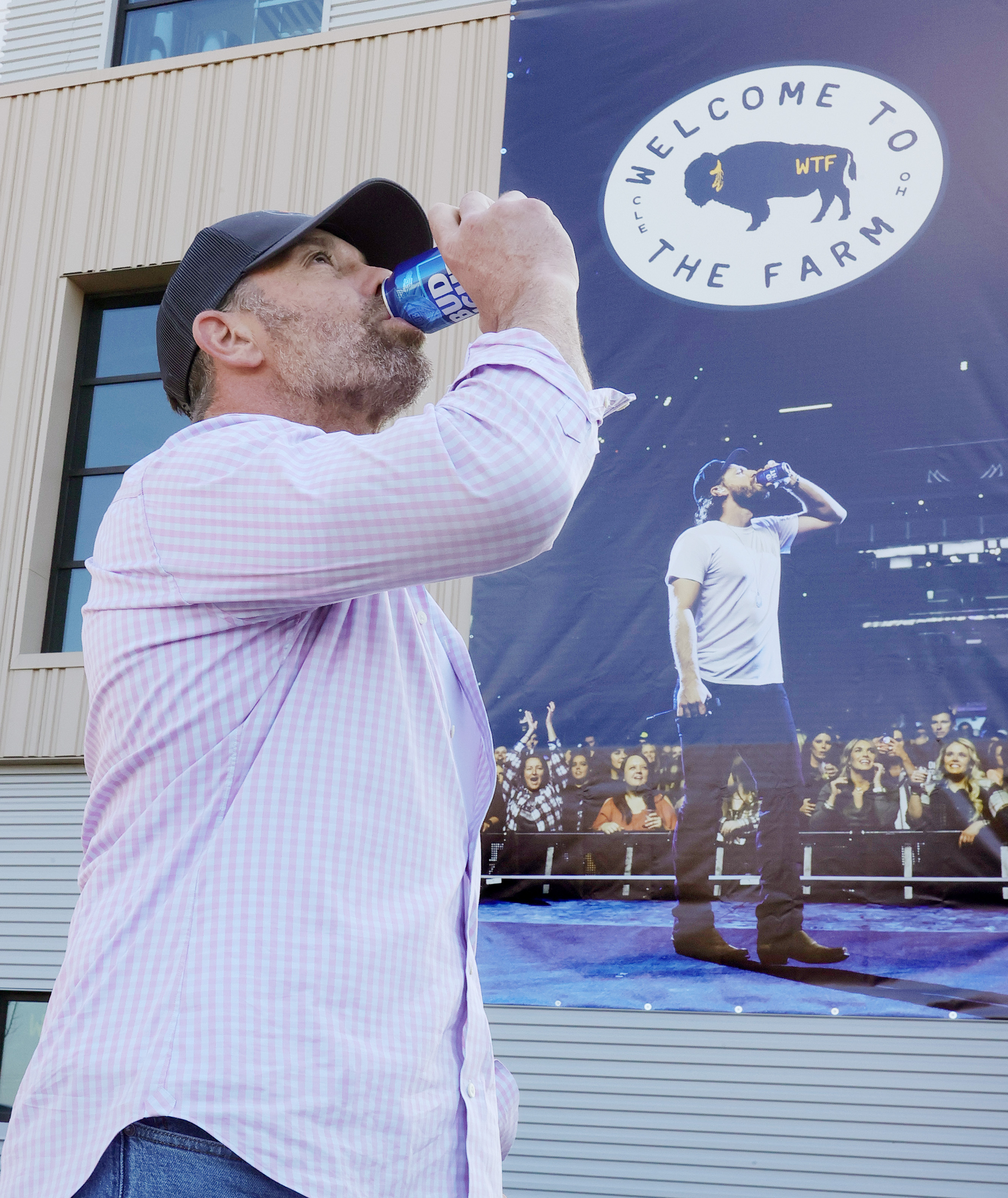 A look inside Cleveland’s new country music venue, Welcome to the Farm ...