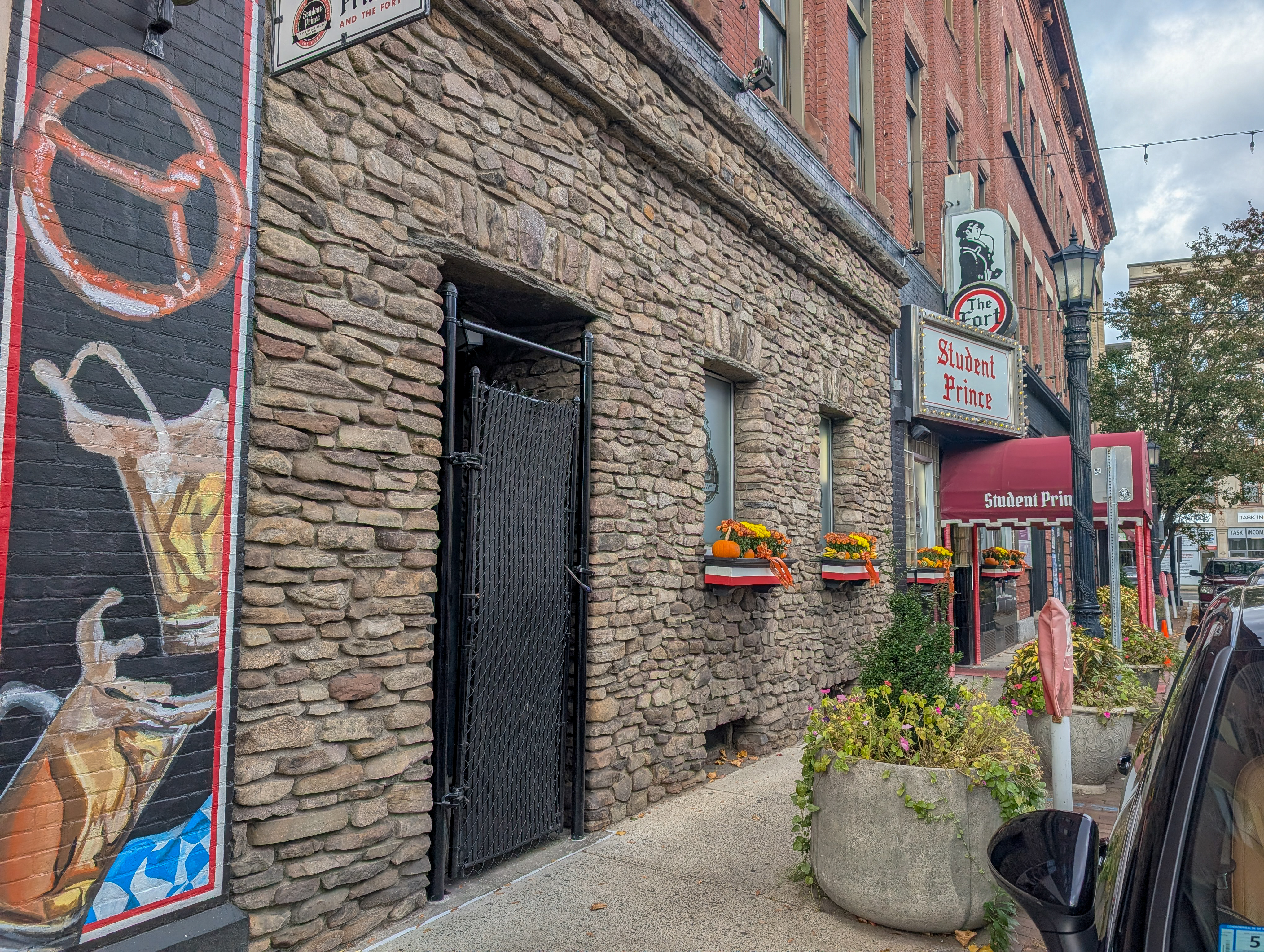Classic Mass. Restaurants: The Student Prince in Springfield - masslive.com