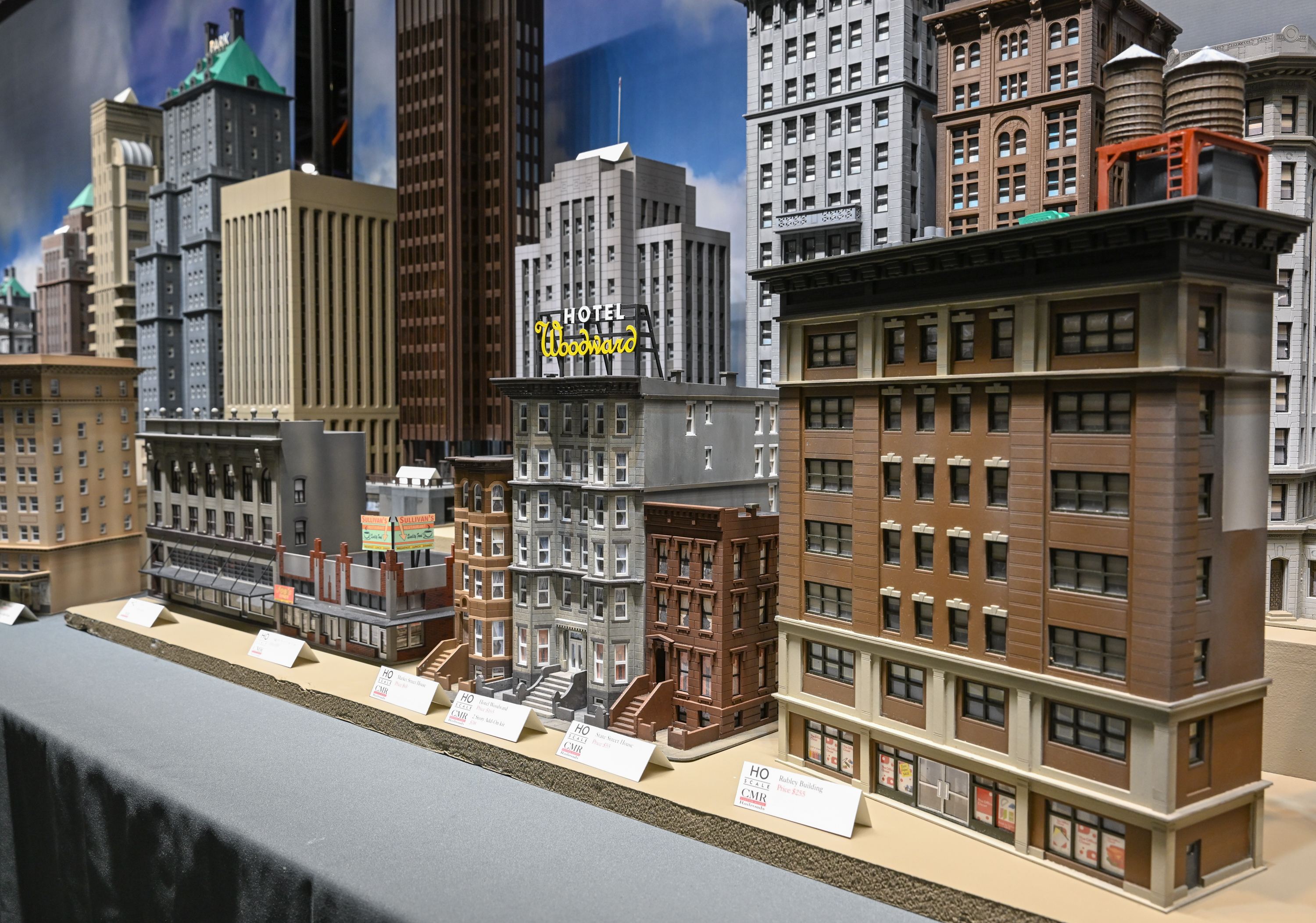 Train fans from near, far attend Railroad Hobby Show in West ...