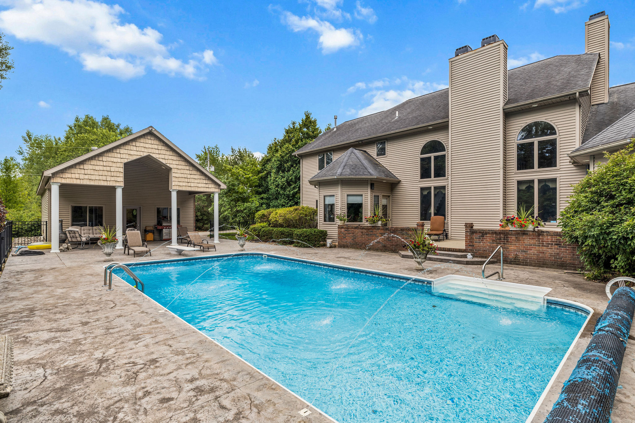 House of the Week: 1238 W. Center Road in Essexville - mlive.com
