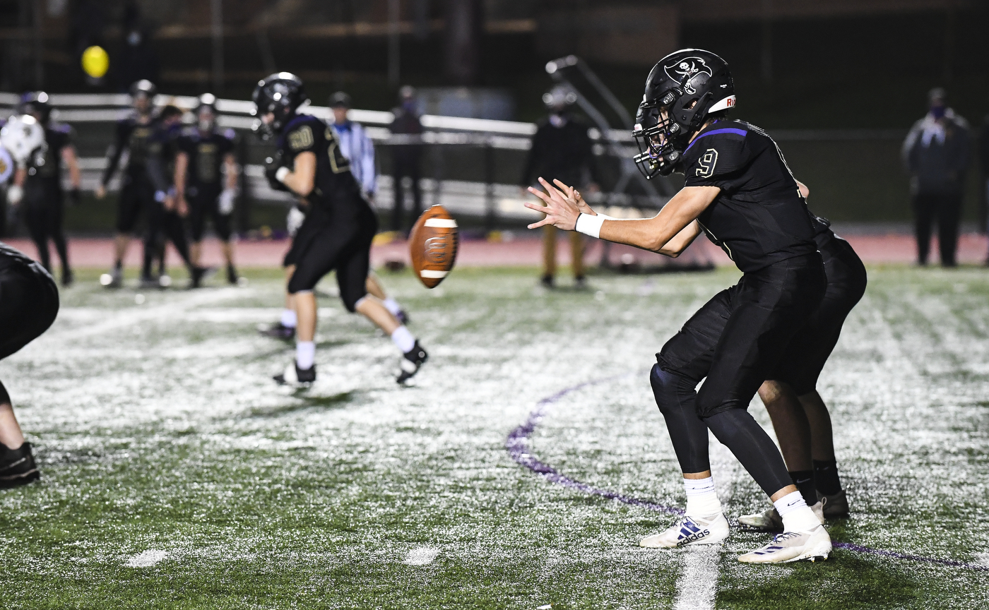 Palisades football hosts Notre Dame on Oct. 16, 2020 ...