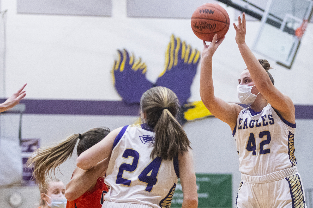 Schoolcraft girls basketball defeats Gobles 45-26 - mlive.com