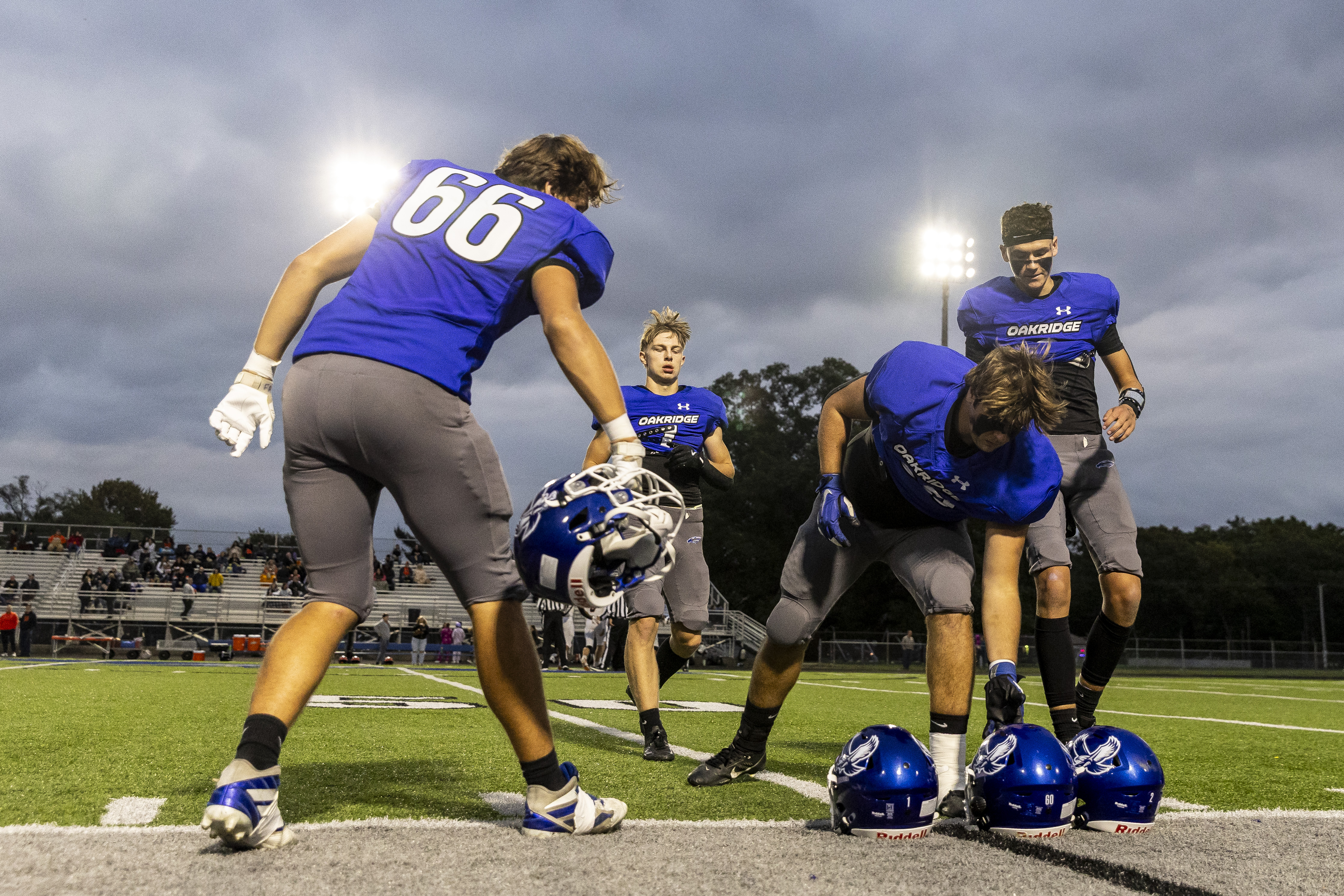 Oakridge hosts Belding in high school football 2025 - mlive.com