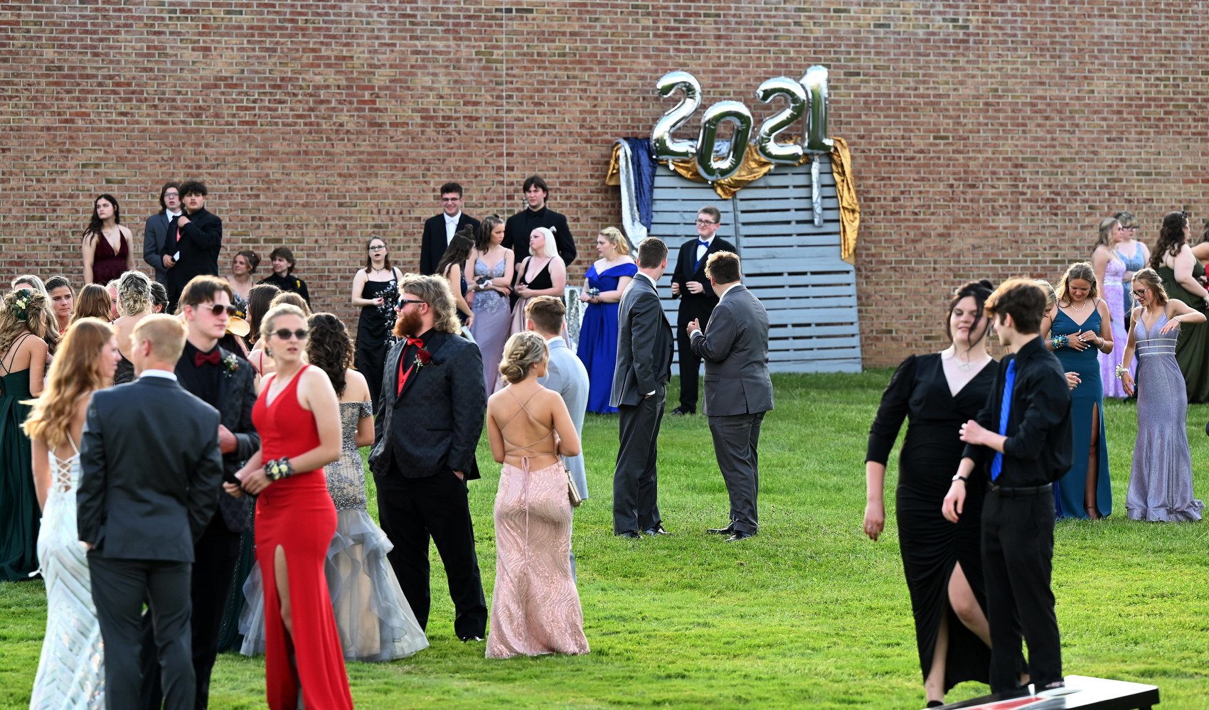 Northwest High School goes to 2021 prom - mlive.com